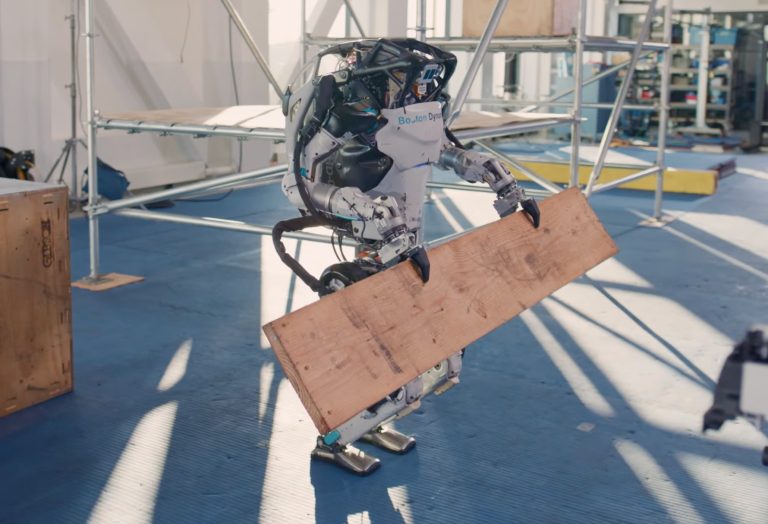 Boston Dynamics’ Atlas robot grows a set of hands, attempts ...