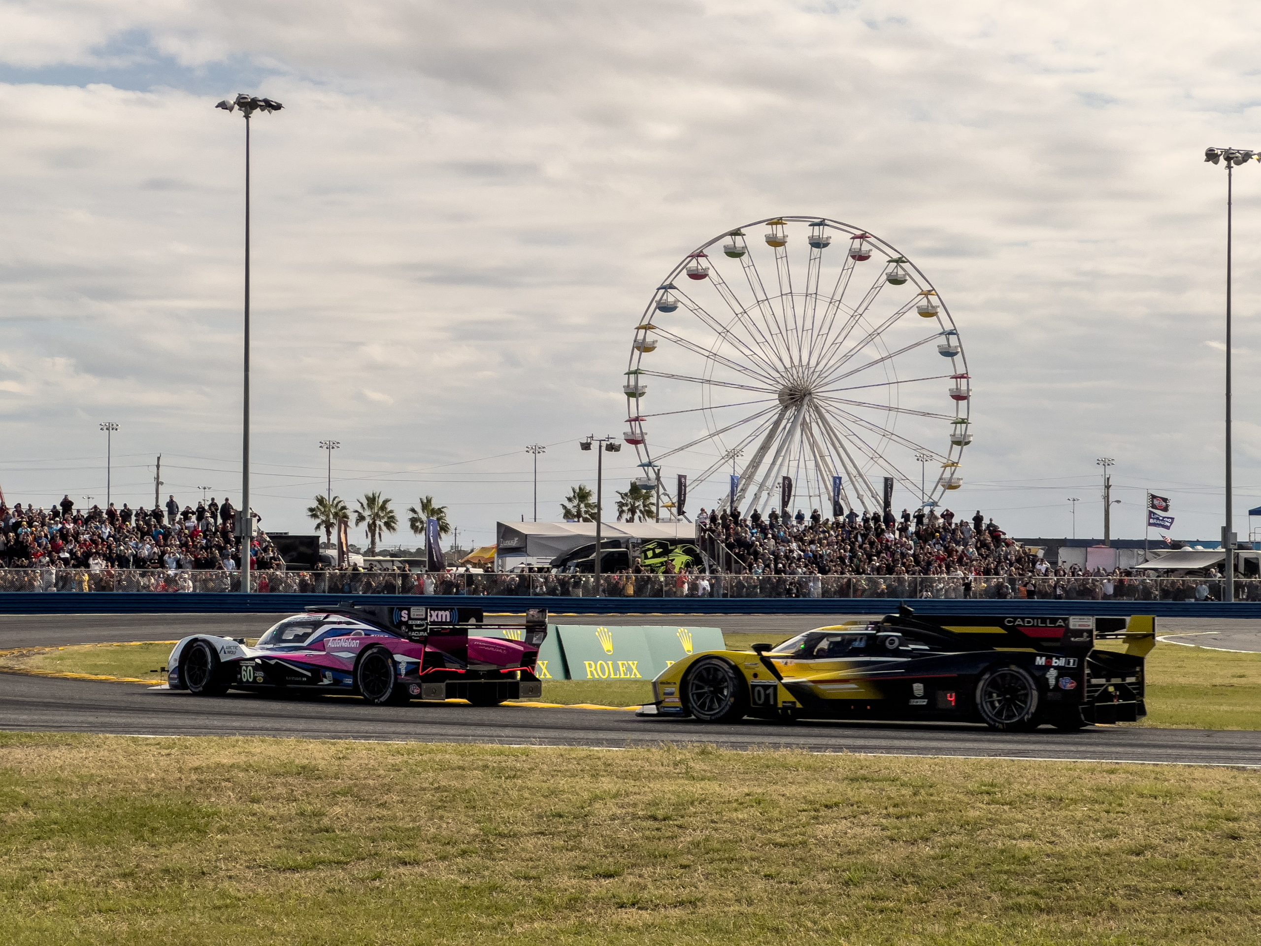 Acura and Cadillac shine, BMW and Porsche falter at the Rolex 24 - Ars ...