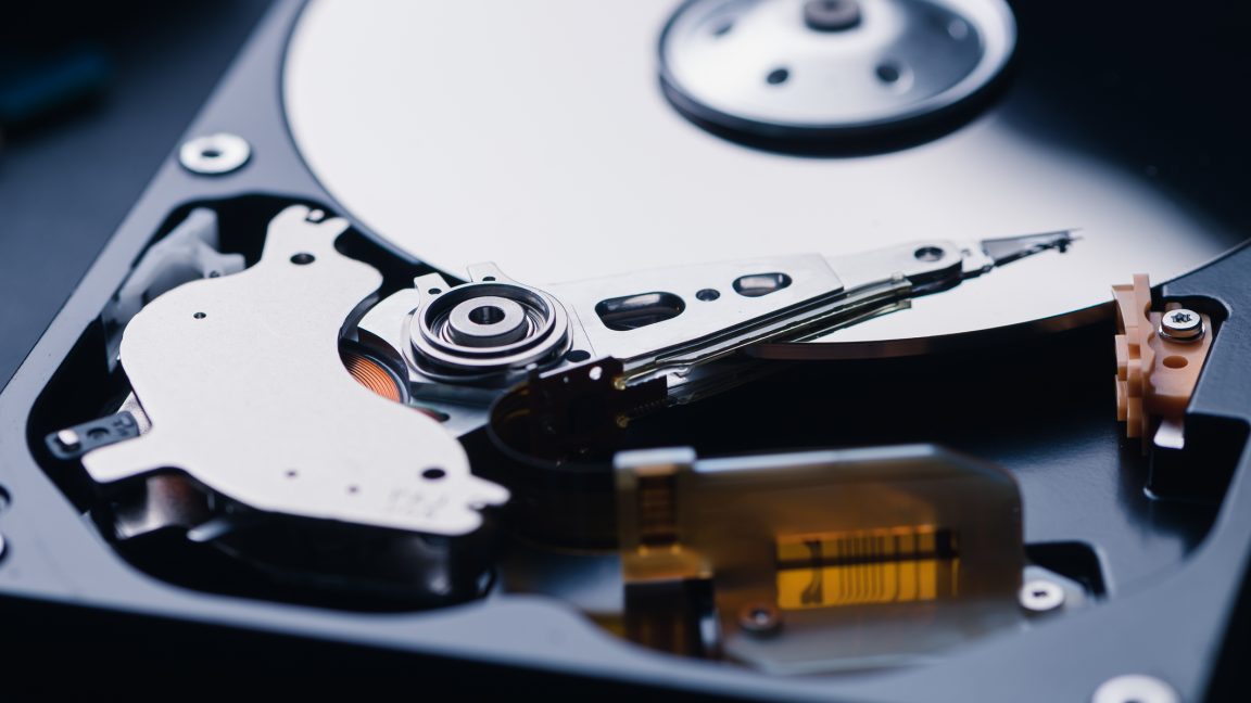 New data illustrates time’s effect on hard drive failure rates - Ars ...