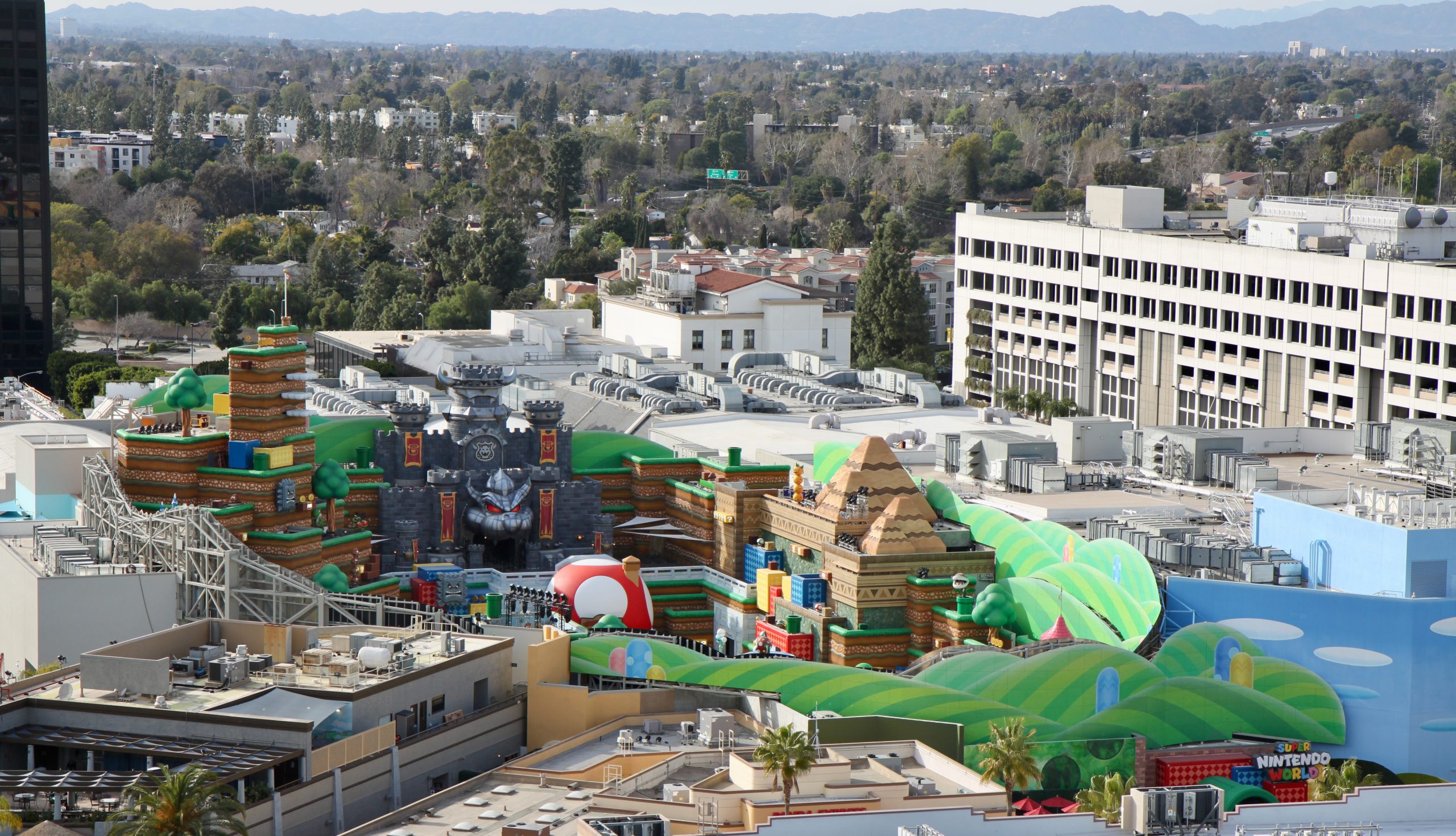 Let’s-a go to Super Nintendo World, Hollywood’s new interactive theme ...