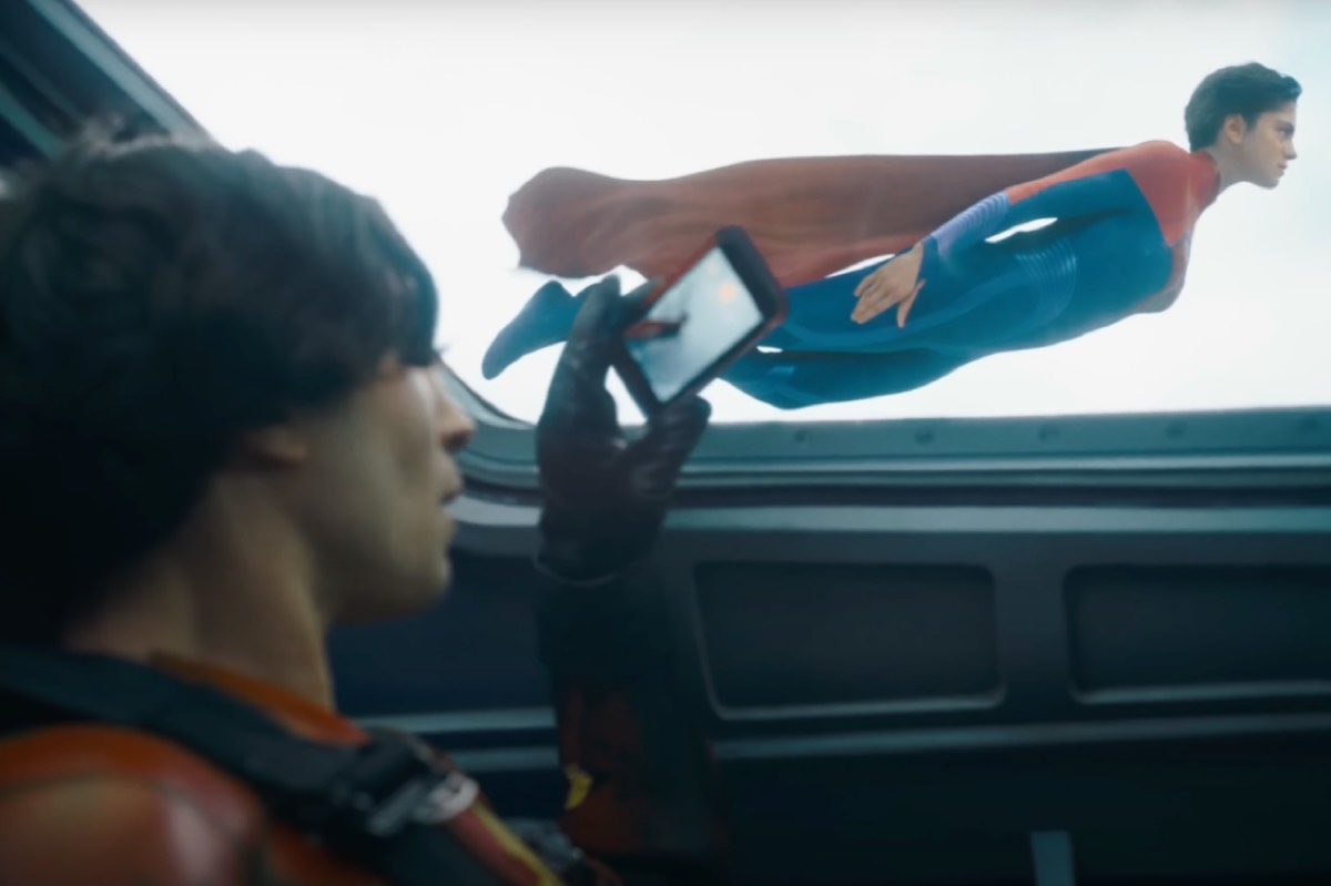 Michael Keaton’s Batman steals every scene in official trailer for The ...