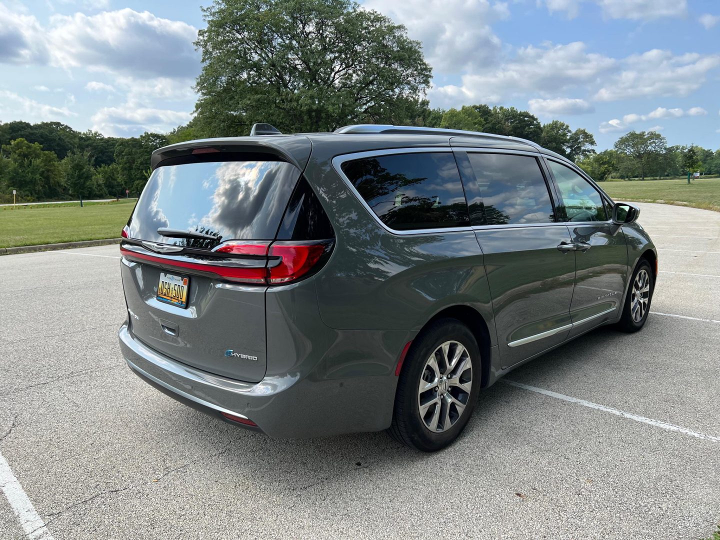 The Chrysler Pacifica is still the best plug-in hybrid minivan on the ...
