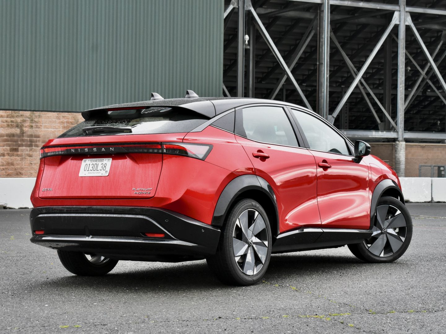 Nissan’s all-wheel drive Ariya is finally on sale, and Ars has driven ...