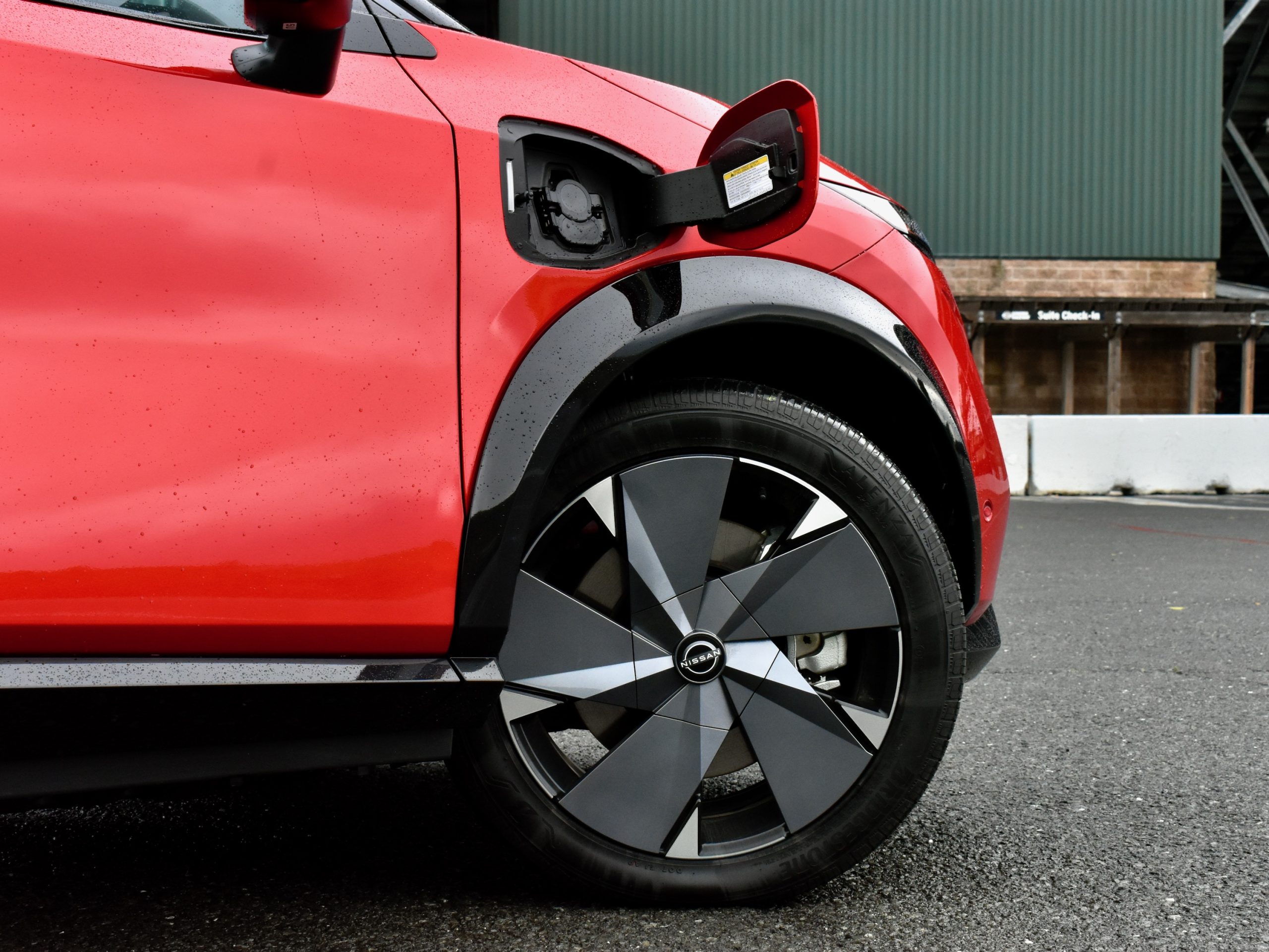 Nissan’s all-wheel drive Ariya is finally on sale, and Ars has driven ...