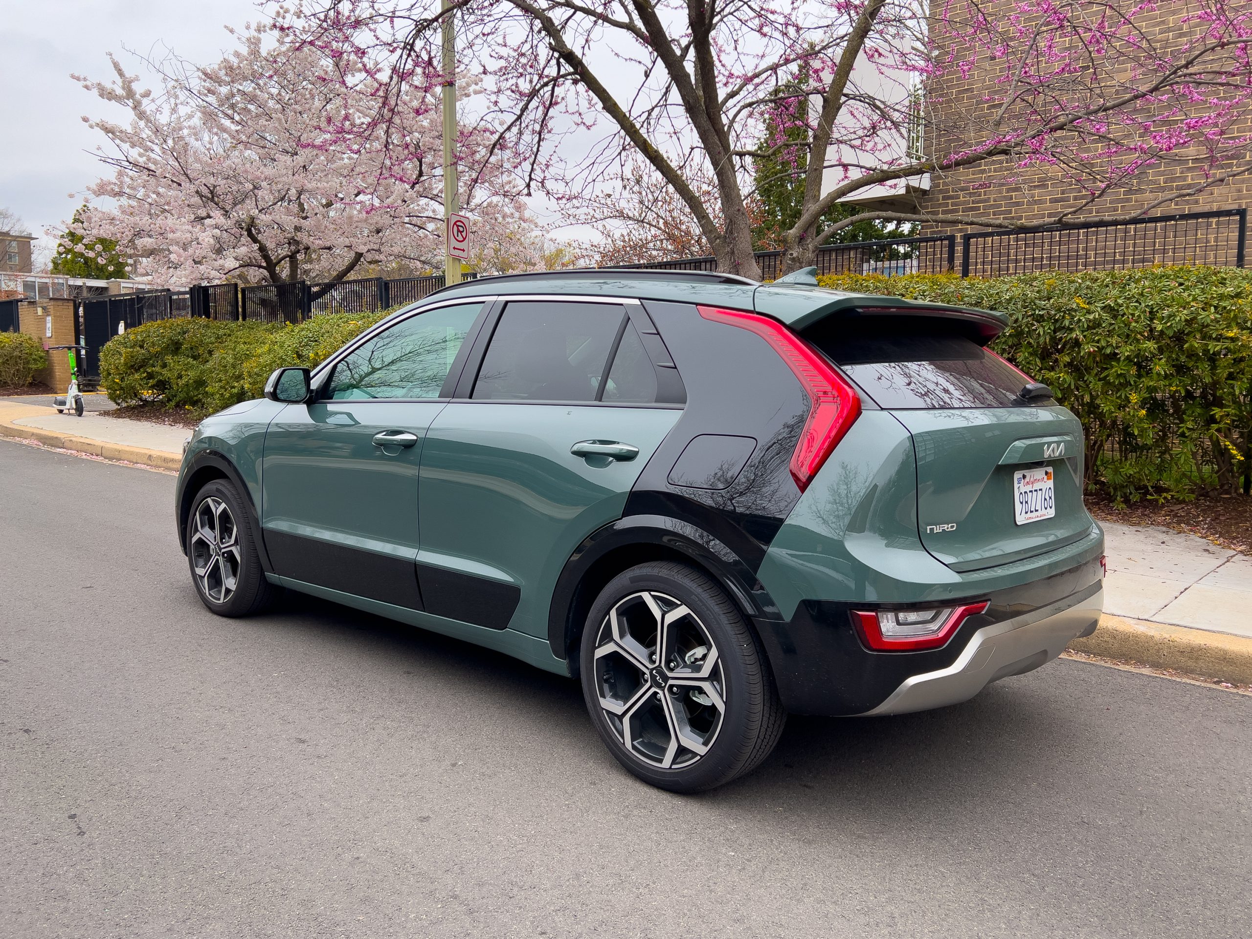 Hybrids at their best: Kia’s 2023 family-friendly, $29K Niro gets 53 ...