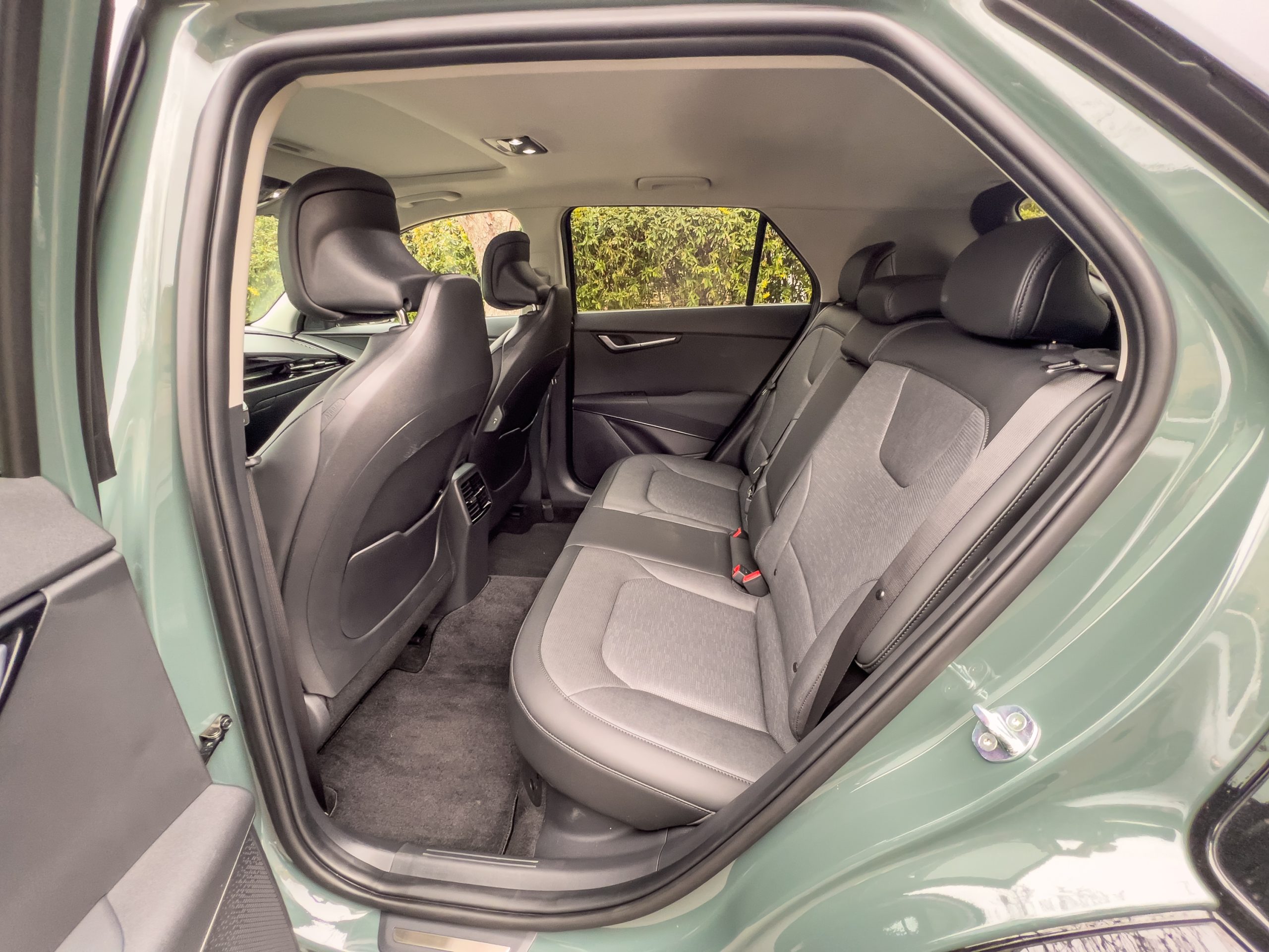 Hybrids at their best: Kia’s 2023 family-friendly, $29K Niro gets 53 ...