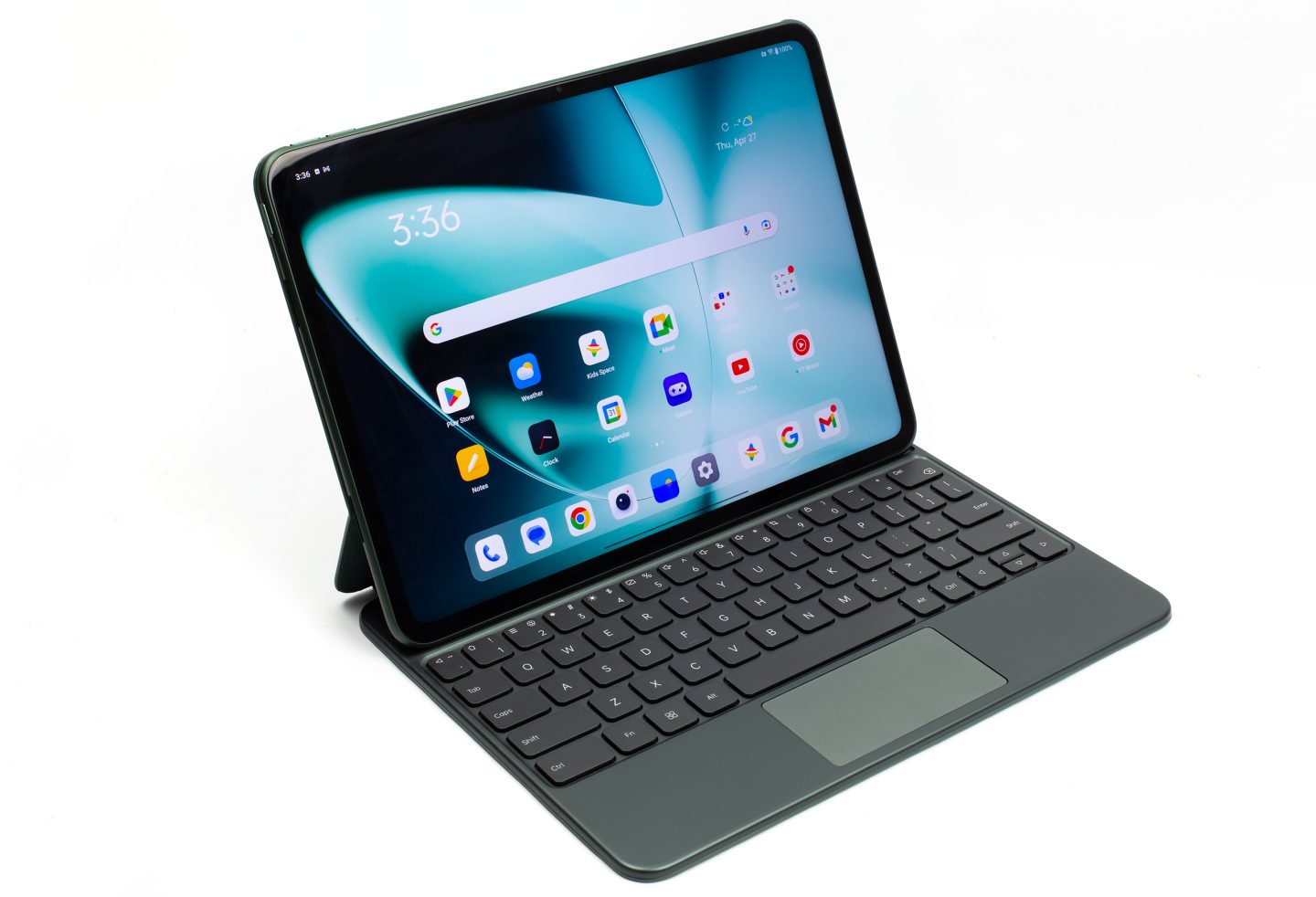 OnePlus Pad hands-on: I did not know they still made displays this bad ...