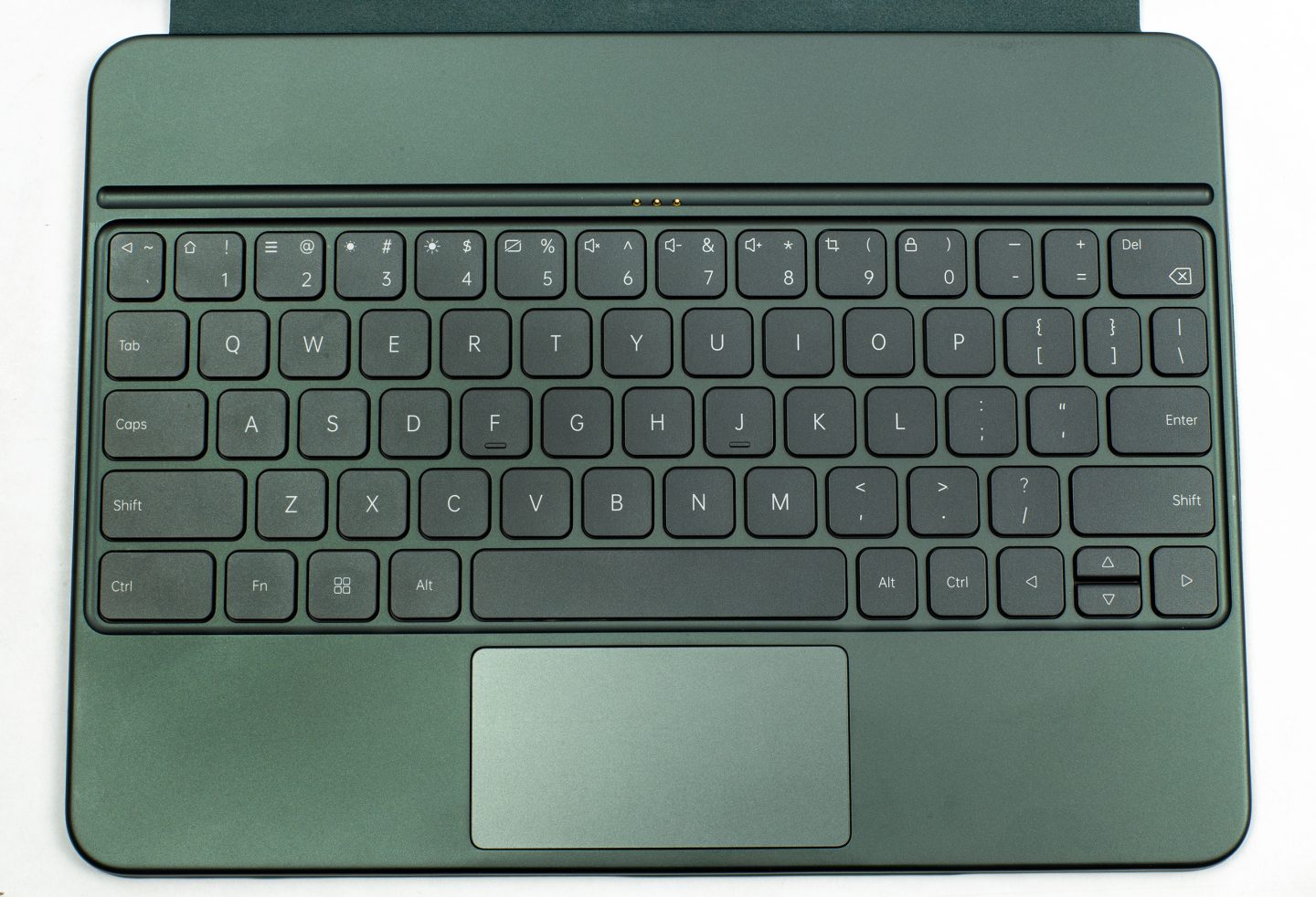 OnePlus Pad hands-on: I did not know they still made displays this bad ...