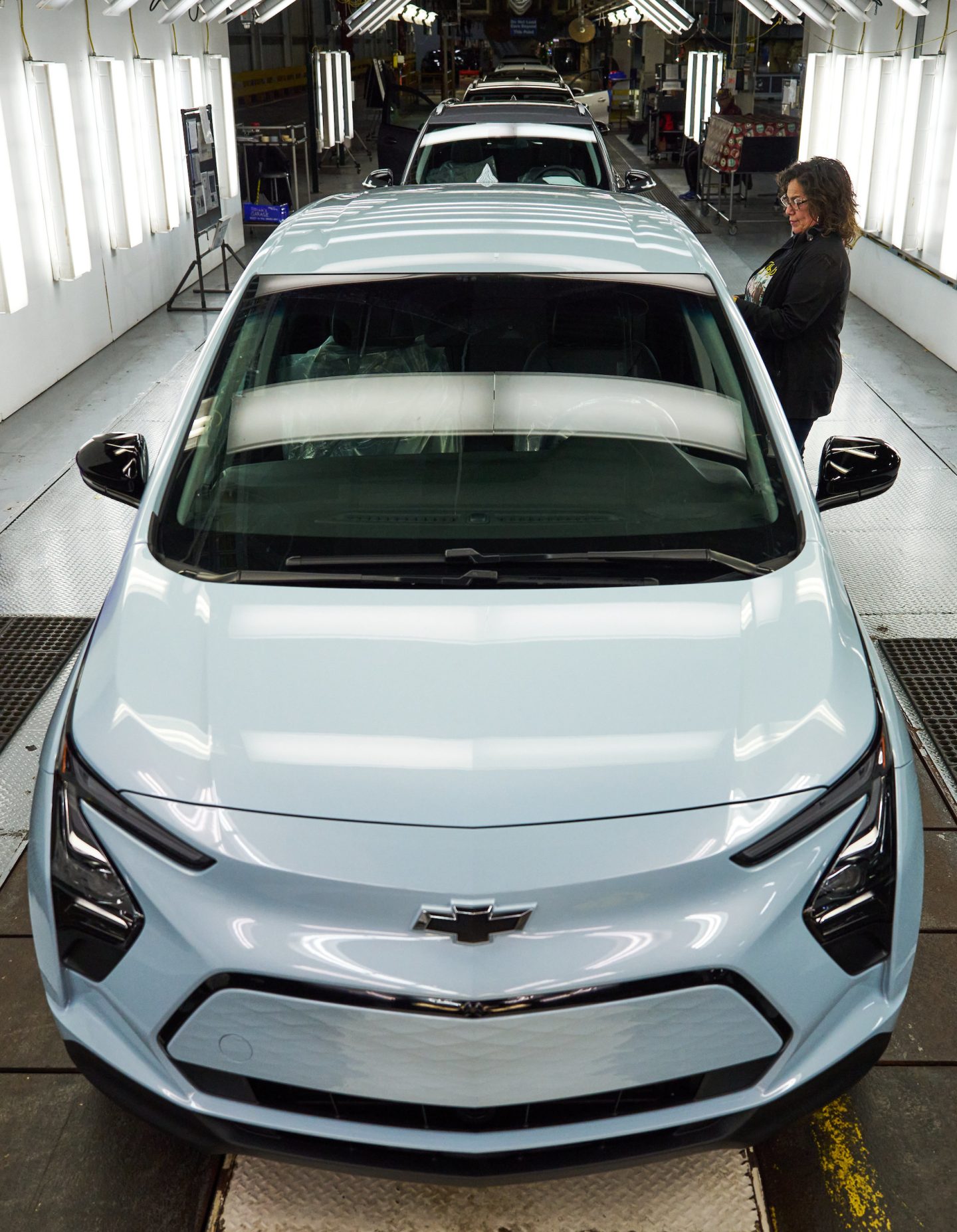 GM confirms Chevy Bolt will die this year, making way for electric ...