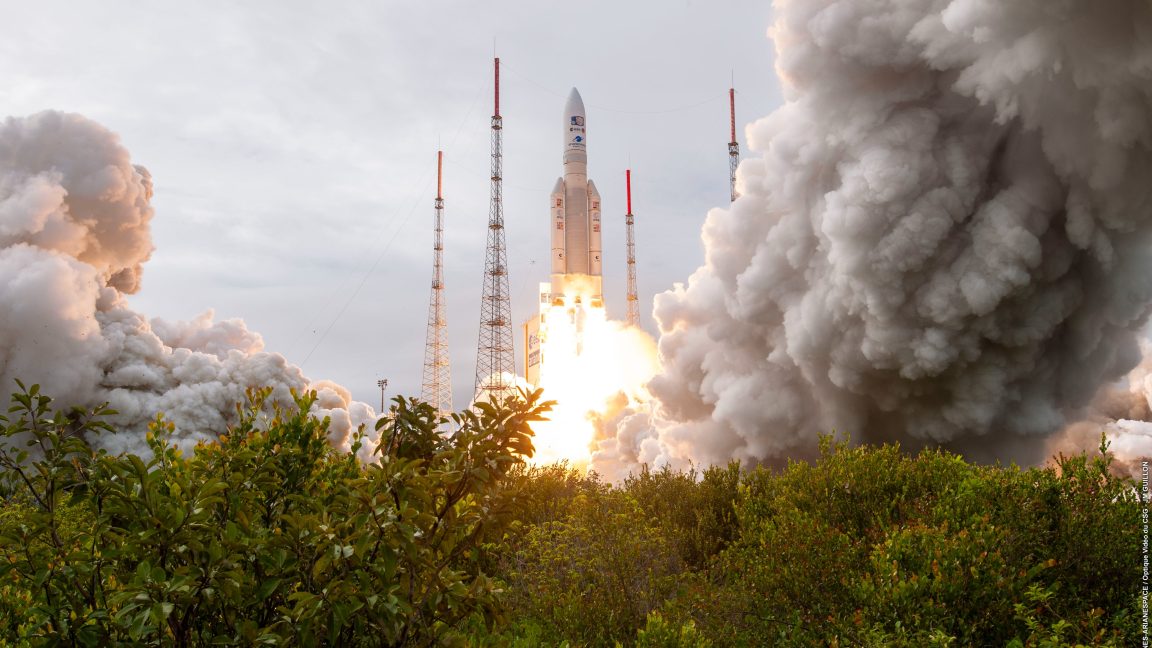 Europe successfully launches spacecraft toward the moons of Jupiter ...