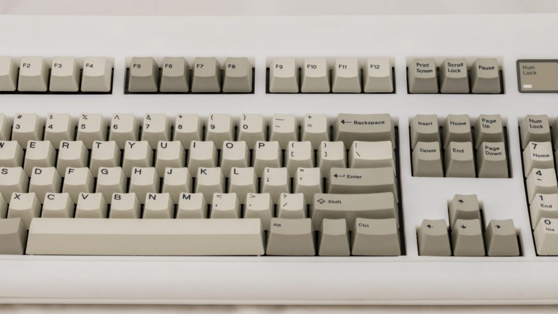 New buckling spring keyboards re-create IBM’s iconic Model F for modern ...