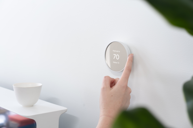 Nest 2020 thermostats receive Matter update, which adds Apple Home ...