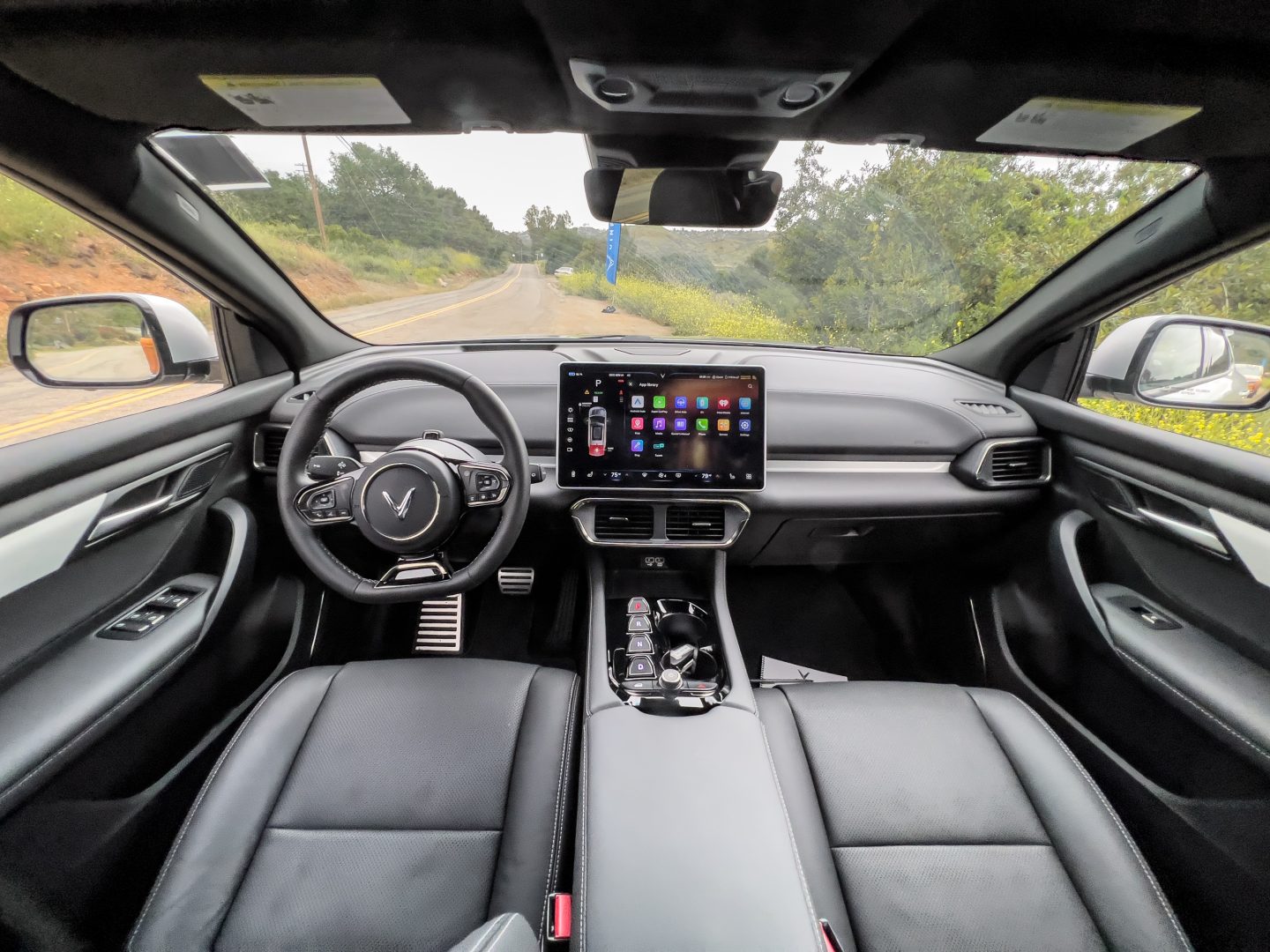 Vietnam’s first export EV, Vinfast VF8, makes shaky but promising US ...