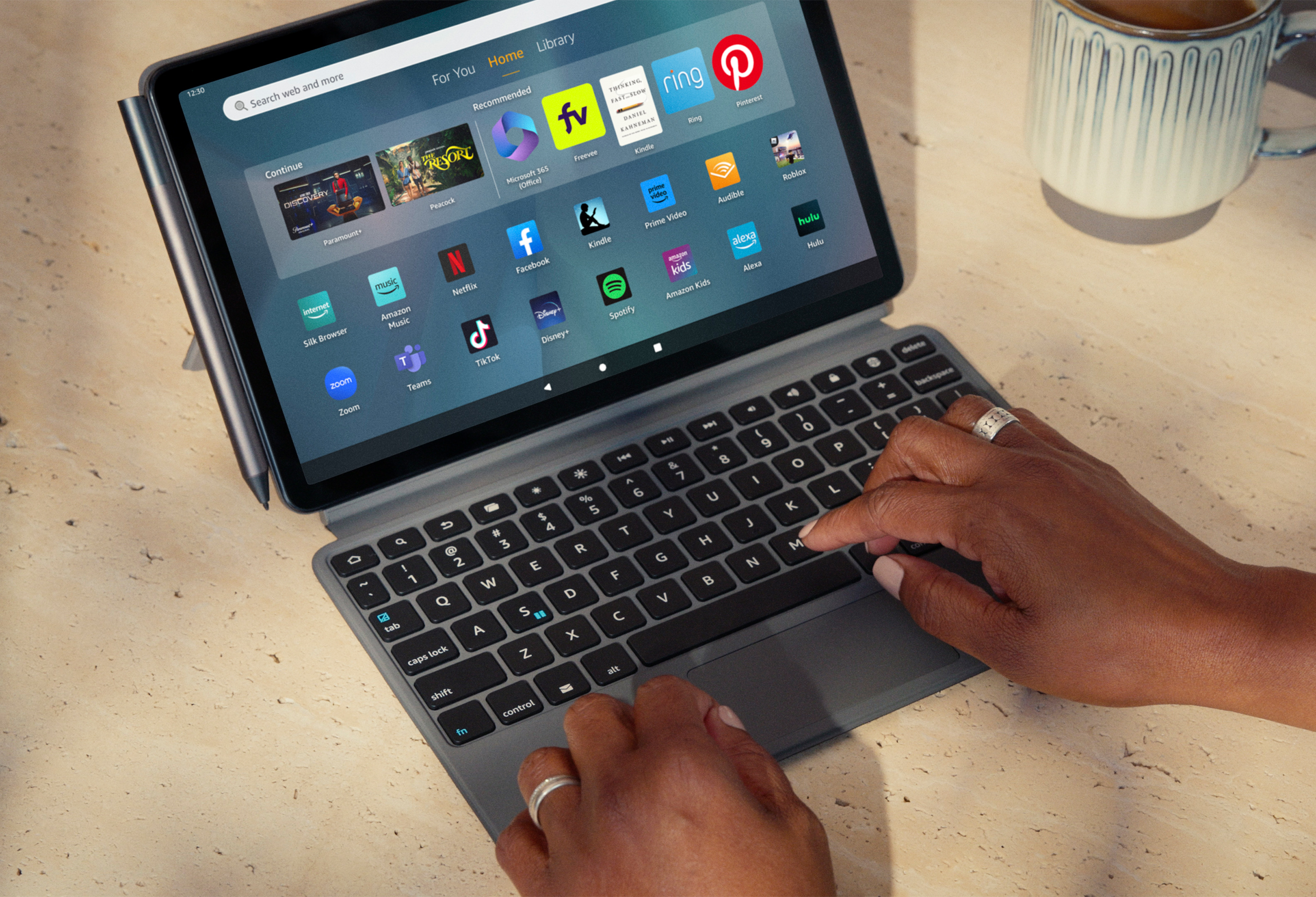 Amazon creeps into the premium tablet market with the Fire Max 11 - Ars ...