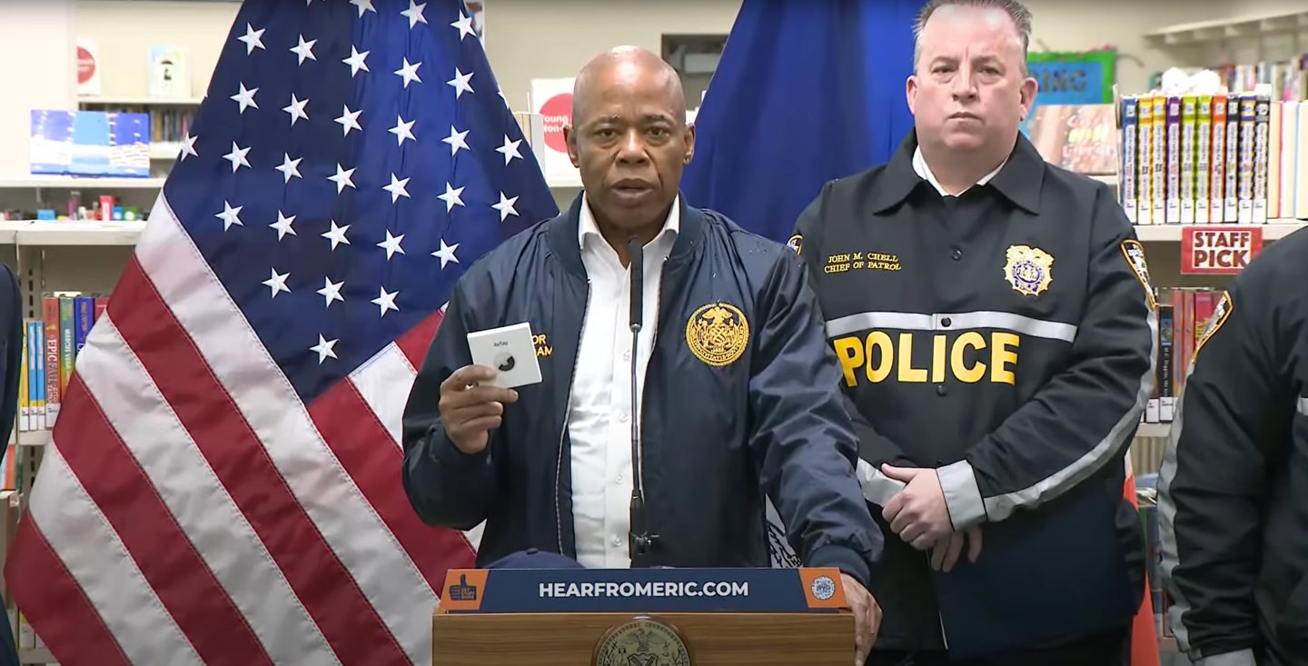 Indicted NYC mayor to FBI: I, uh, forgot my phone’s passcode - Ars Technica
