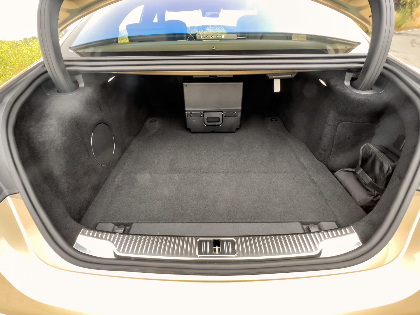 F1 battery tech features in Mercedes-AMG’s new S 63 plug-in hybrid ...