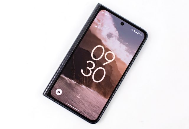 Pixel Fold review: The first foldable that actually feels like a tablet ...