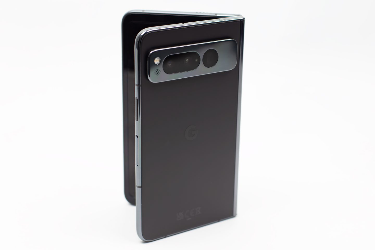 Pixel Fold review: The first foldable that actually feels like a tablet ...