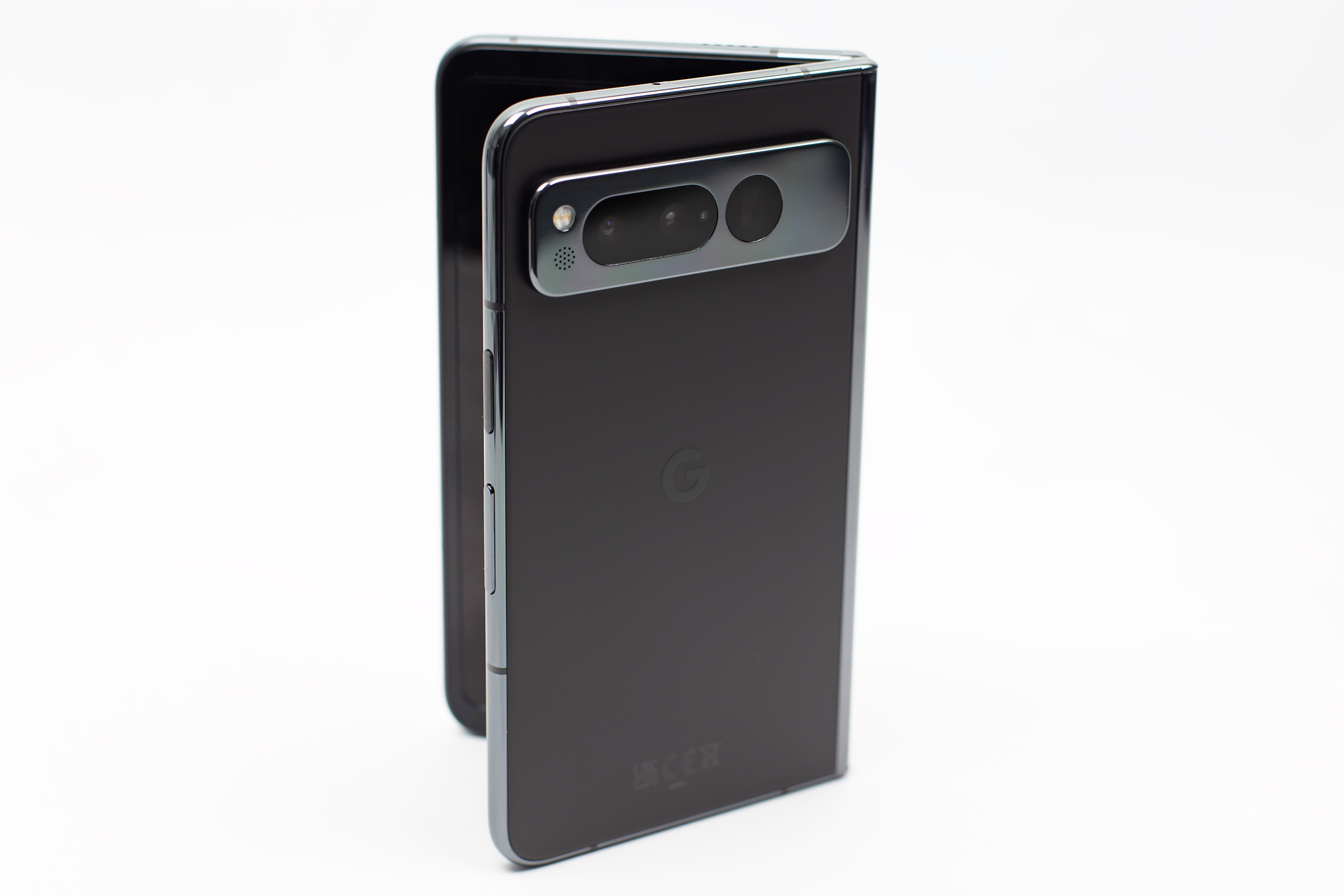 Pixel Fold review: The first foldable that actually feels like a tablet ...