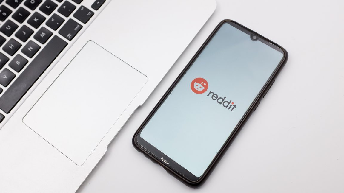 Protests broke Reddit hack for useful Google search results—and Google ...