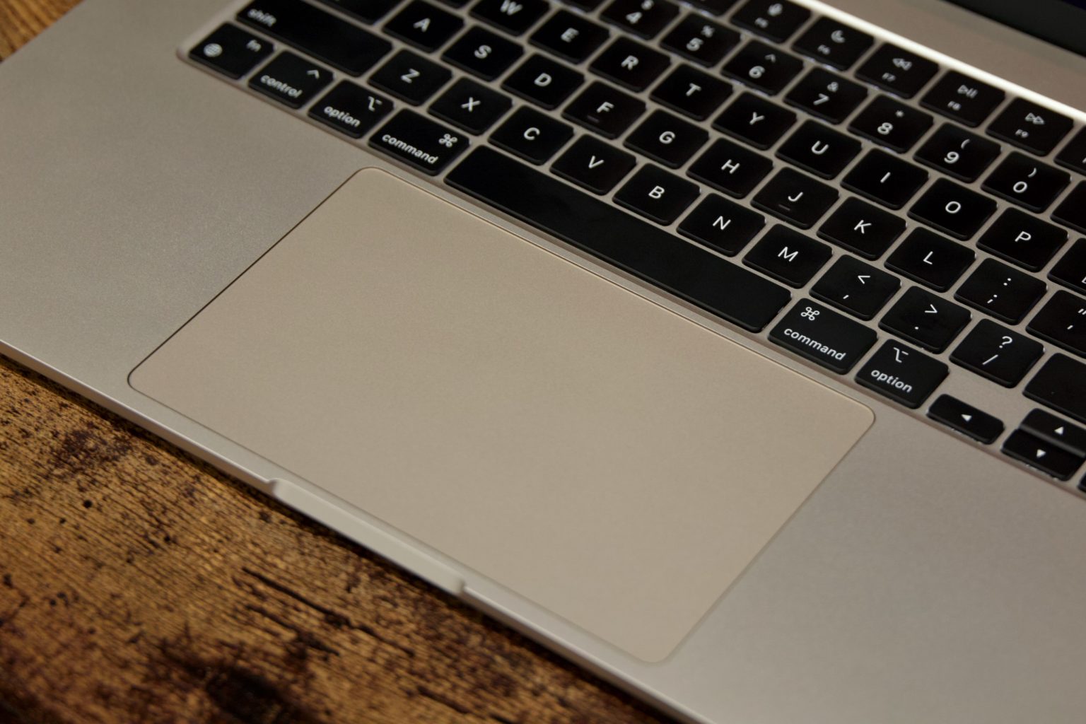 Review: Apple’s 15-inch MacBook Air says what it is and is what it says ...