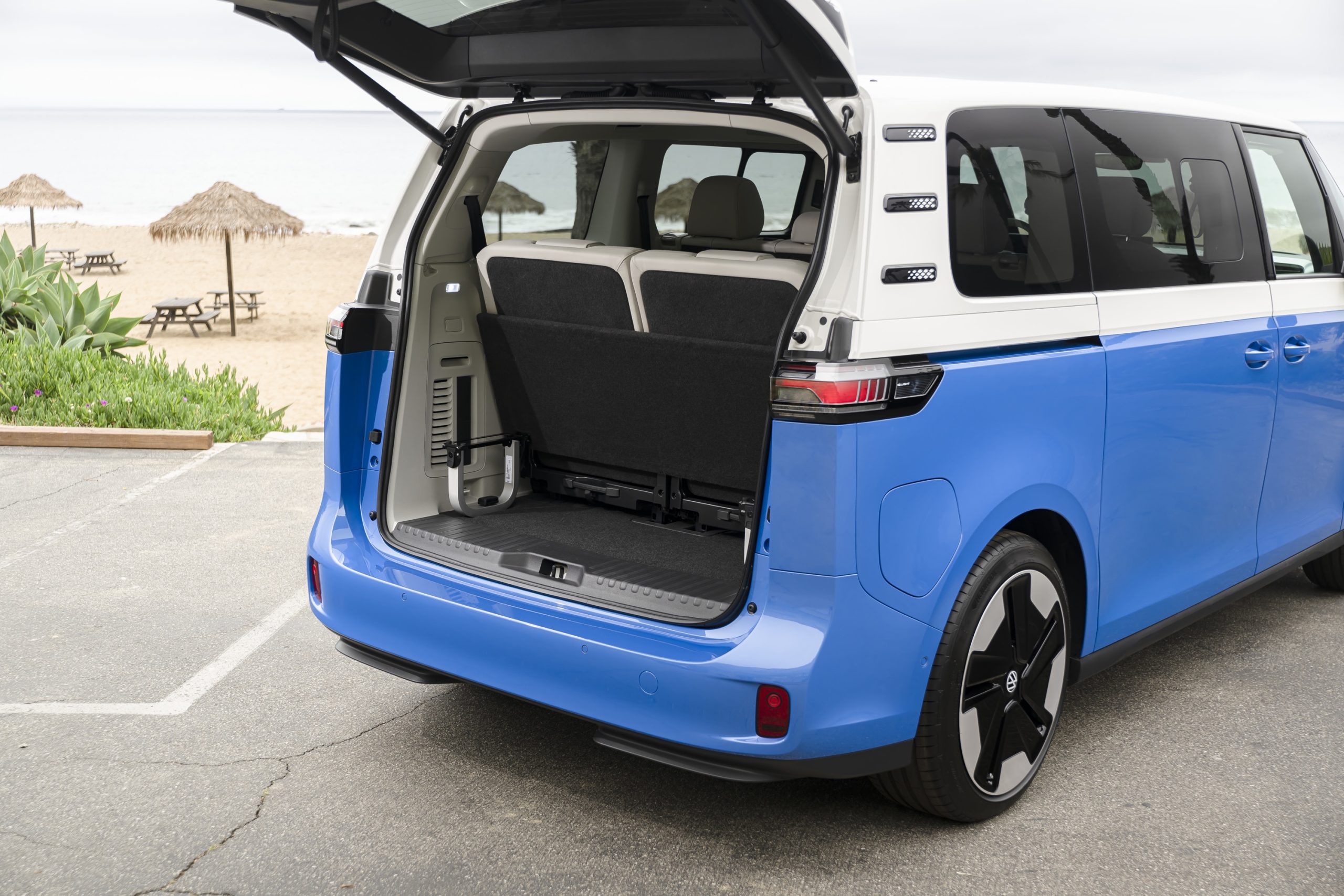 A bigger battery and three rows of seats for US-market VW ID Buzz - Ars ...