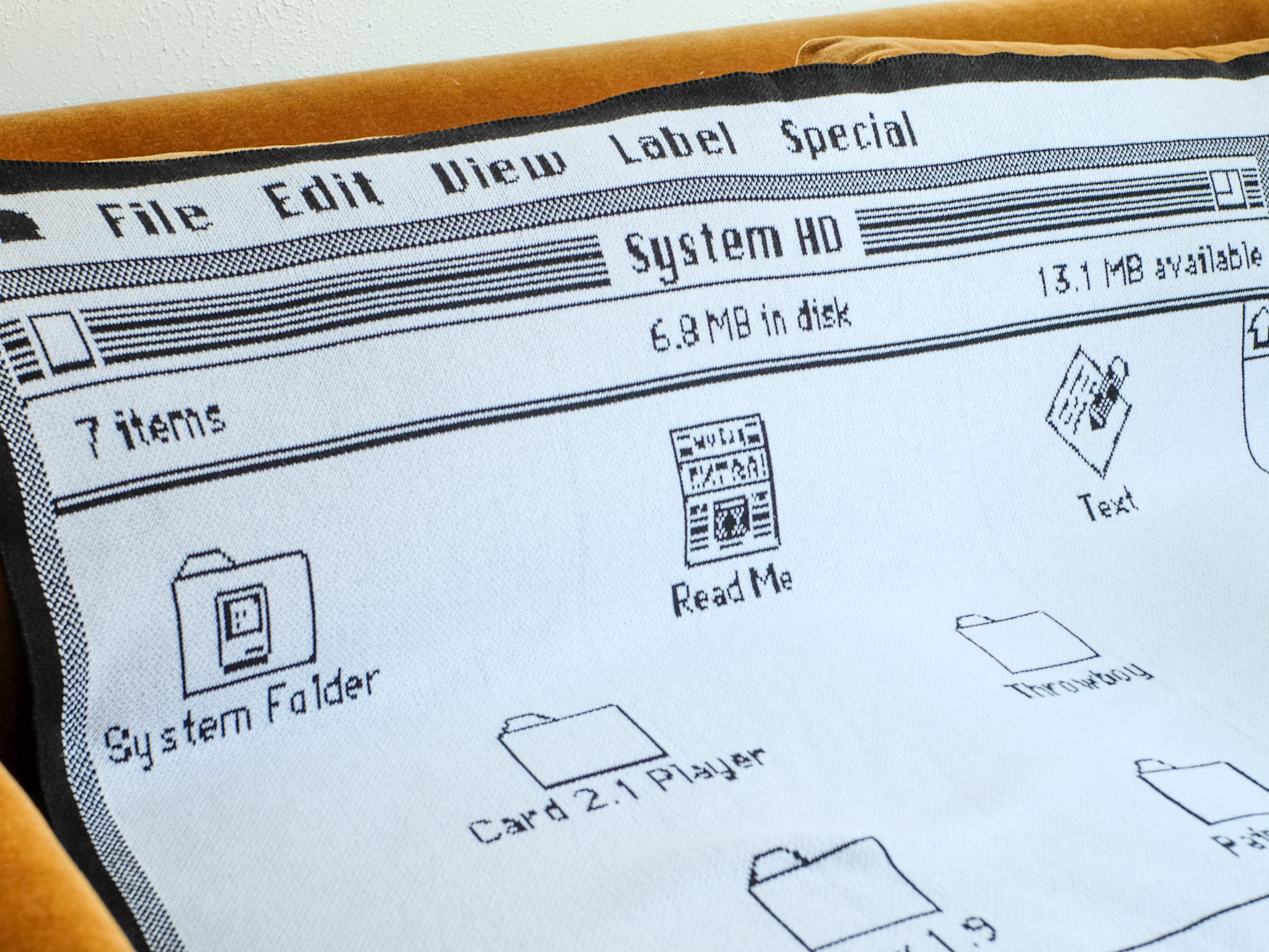 Retro MacOS desktop blanket trades pixels for thread, and it looks Mac ...