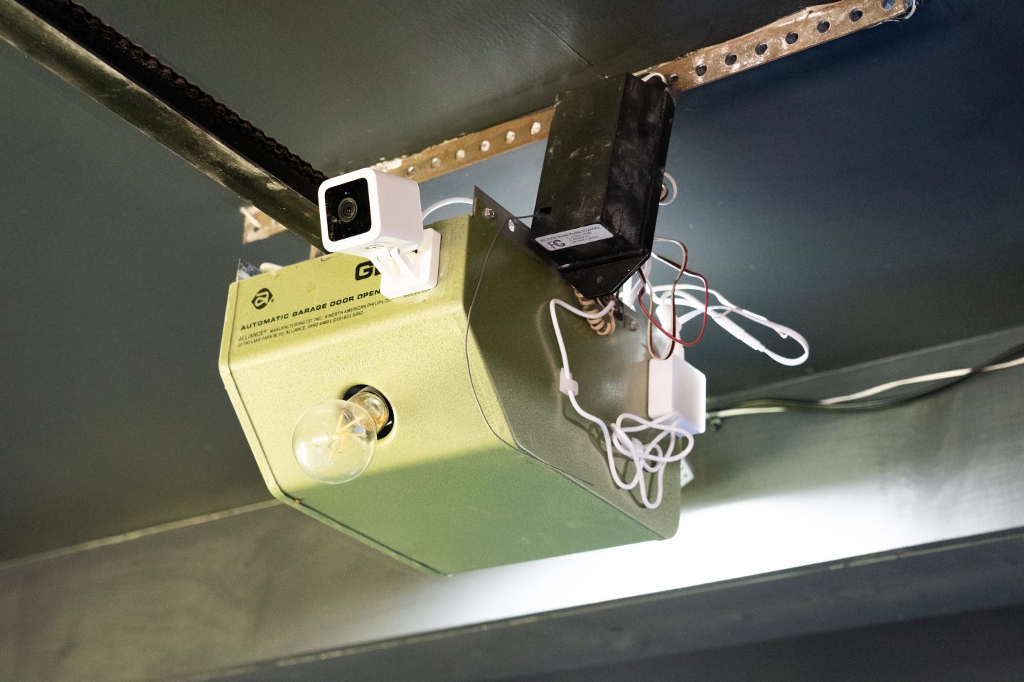 Review: Wyze’s Garage Door Controller is IoT garage simplicity - Ars ...