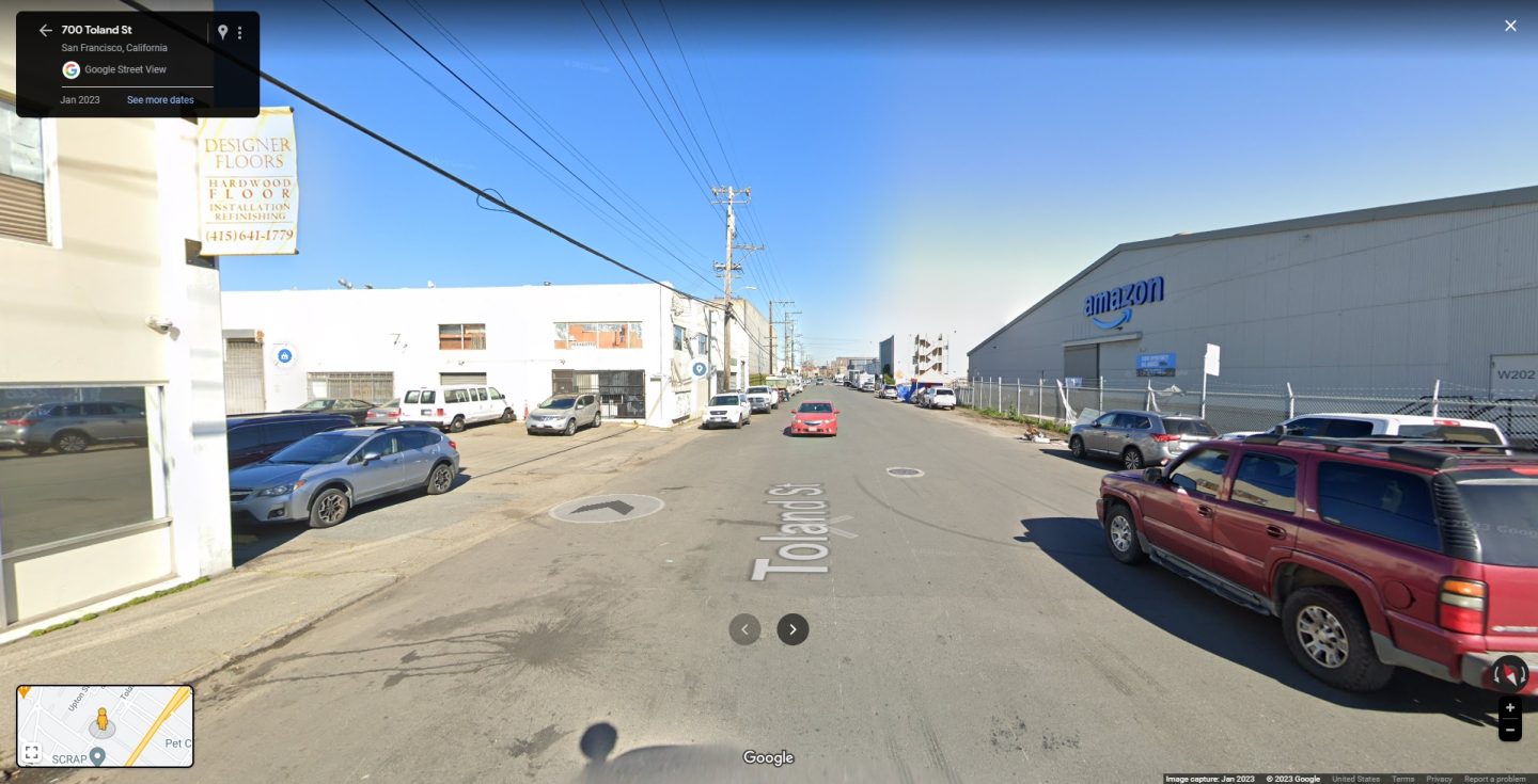 Autonomous Waymo car runs over dog in San Francisco - Ars Technica