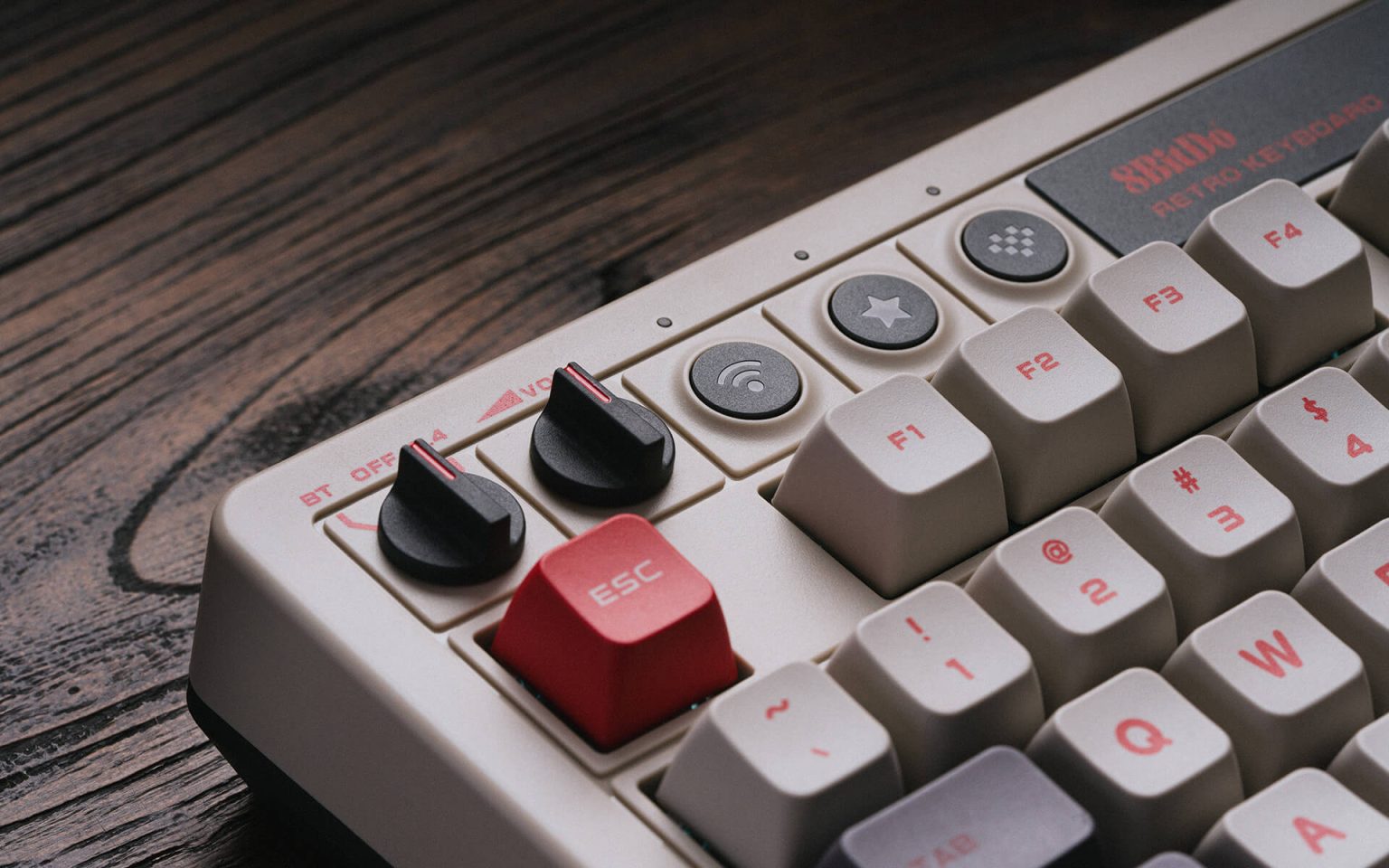 8BitDo’s $100 wireless mechanical keyboard screams ’80s NES - Ars Technica