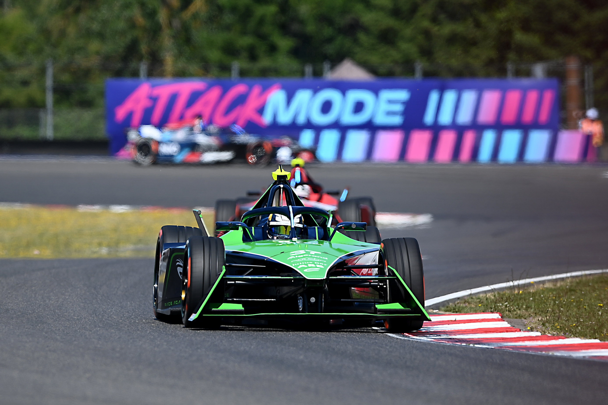 Formula E’s first visit to a proper American racetrack saw packed ...
