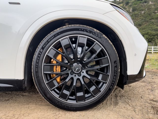 We drive a gilded lily: The 2024 Mercedes-AMG EQE SUV - Ars Technica