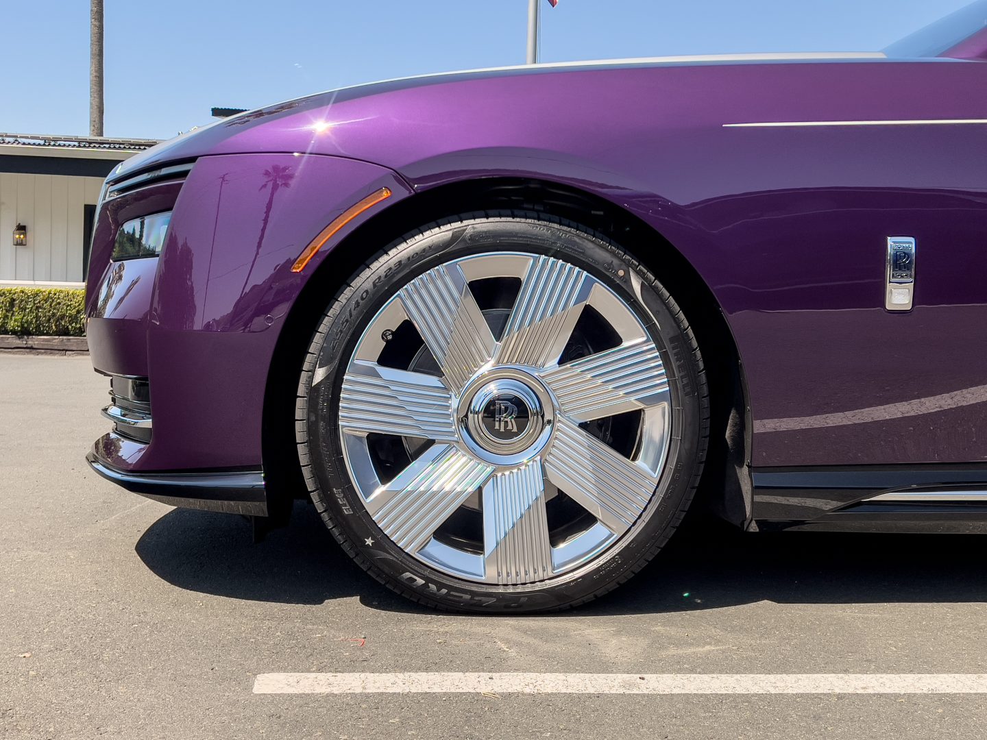 The 2024 Rolls-Royce Spectre proves EVs make the best luxury cars - Ars ...