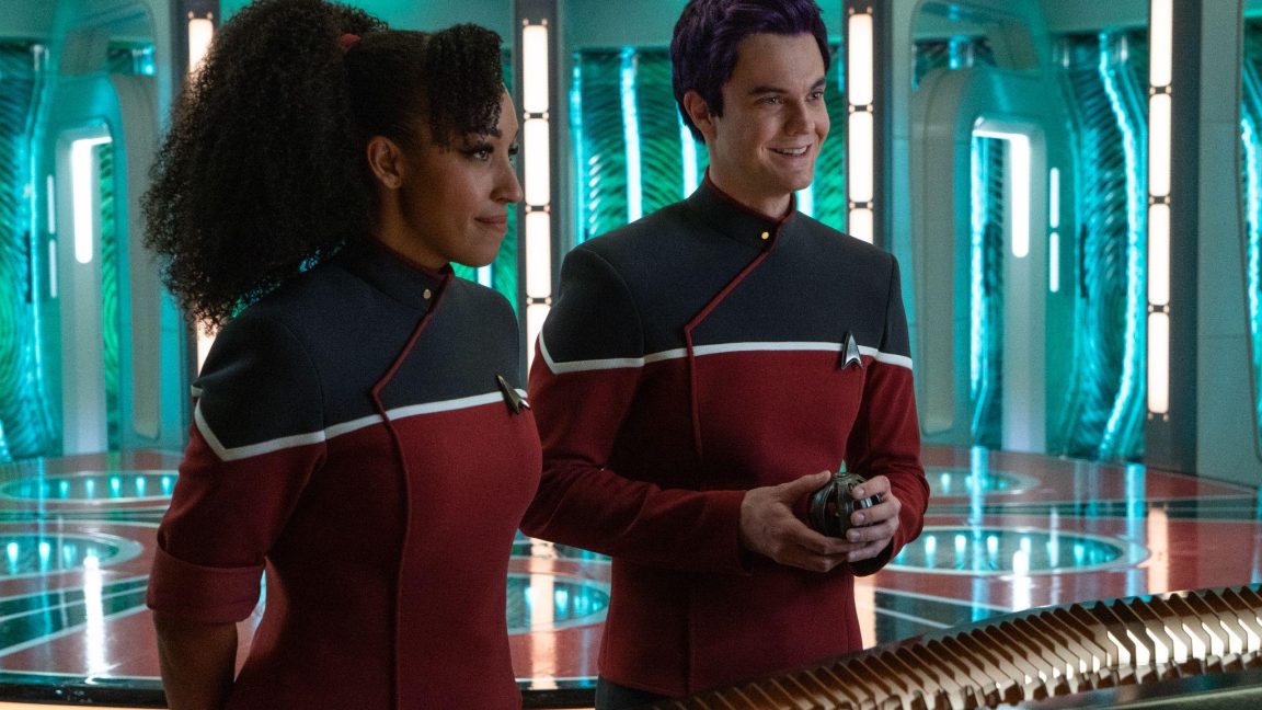 Two great Star Trek shows revive the lost art of the gimmicky crossover ...