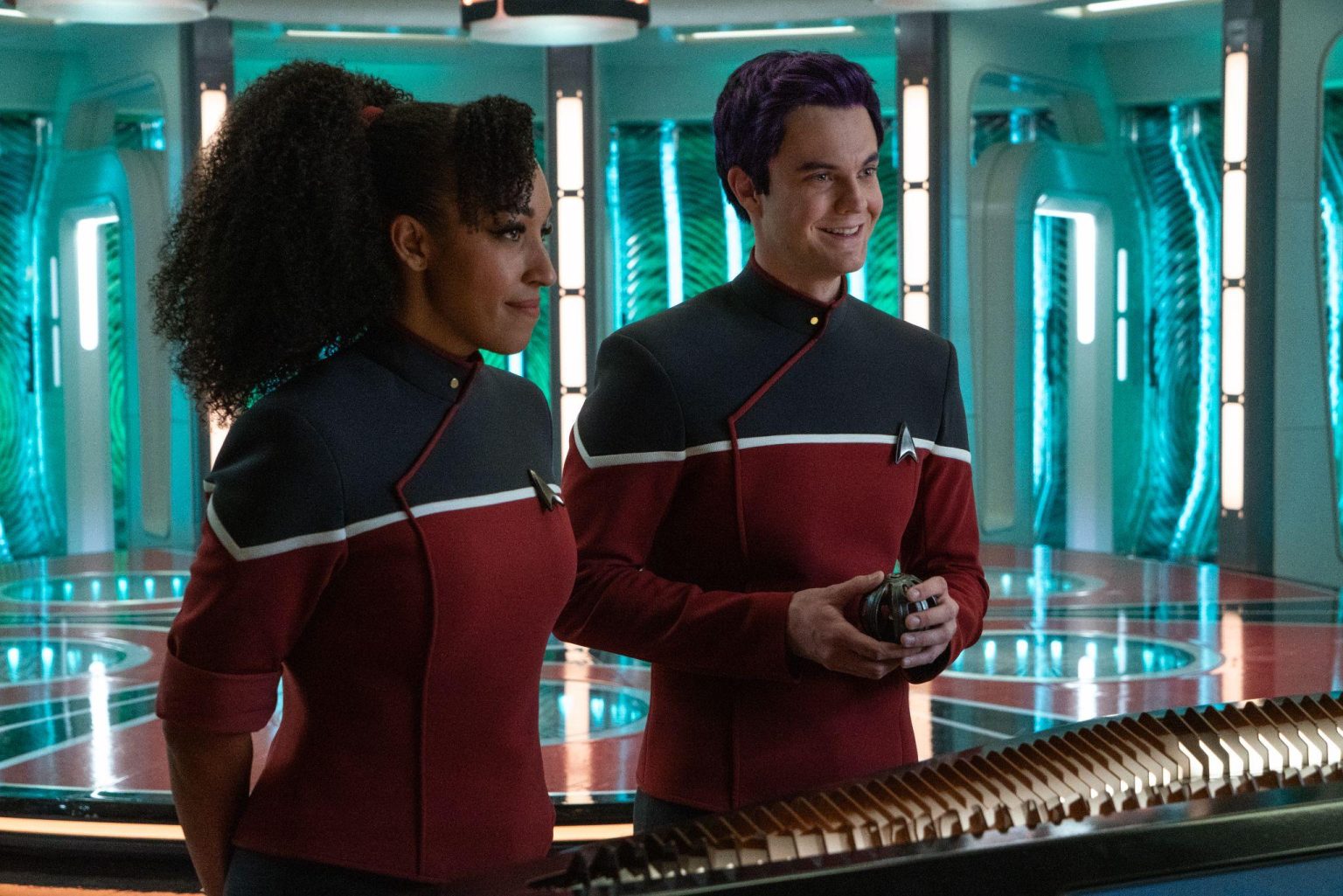 Two great Star Trek shows revive the lost art of the gimmicky crossover ...