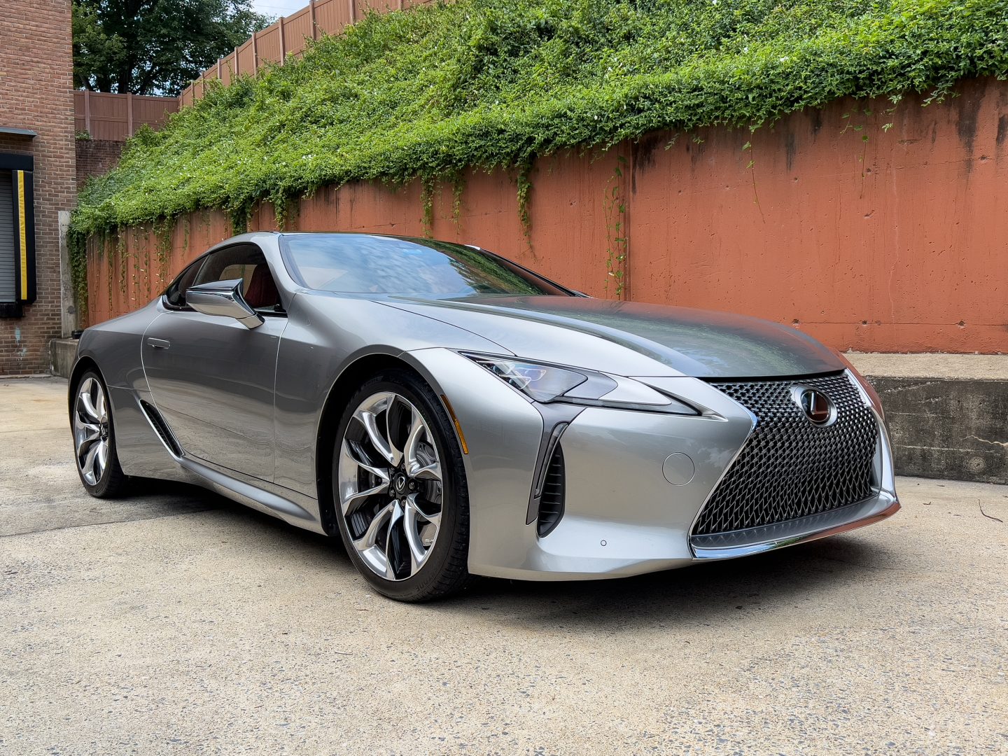 The Lexus LC 500h hybrid—an art deco interior and two transmissions ...