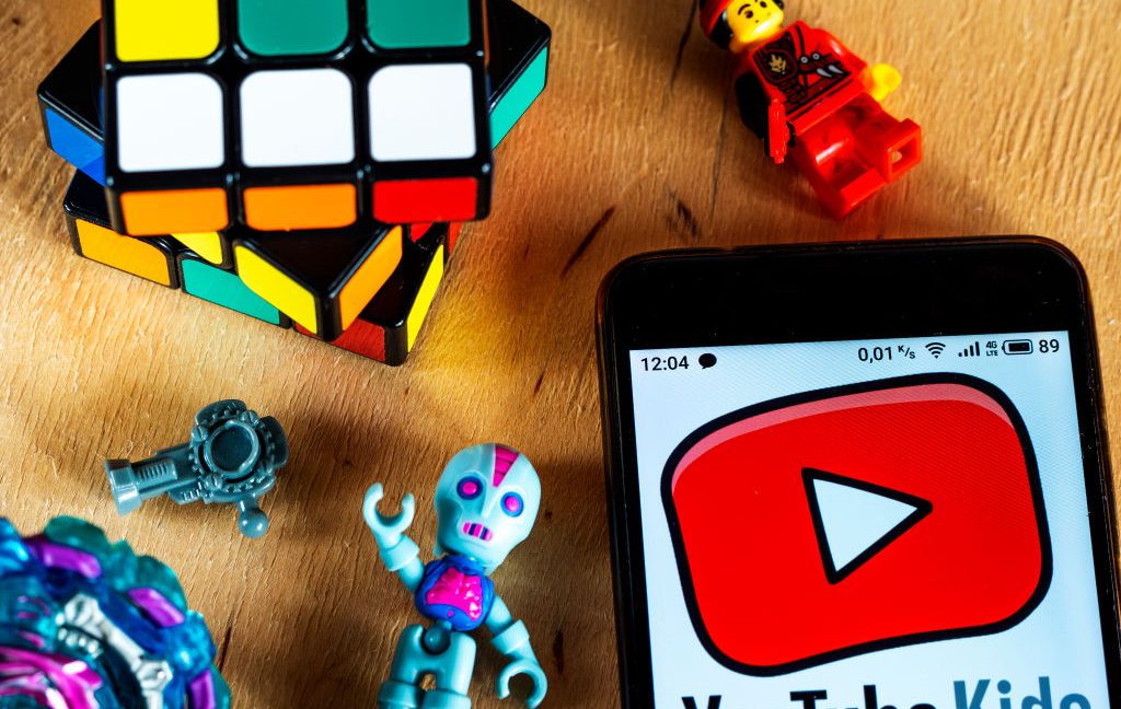 YouTube may face billions in fines if FTC confirms child privacy ...
