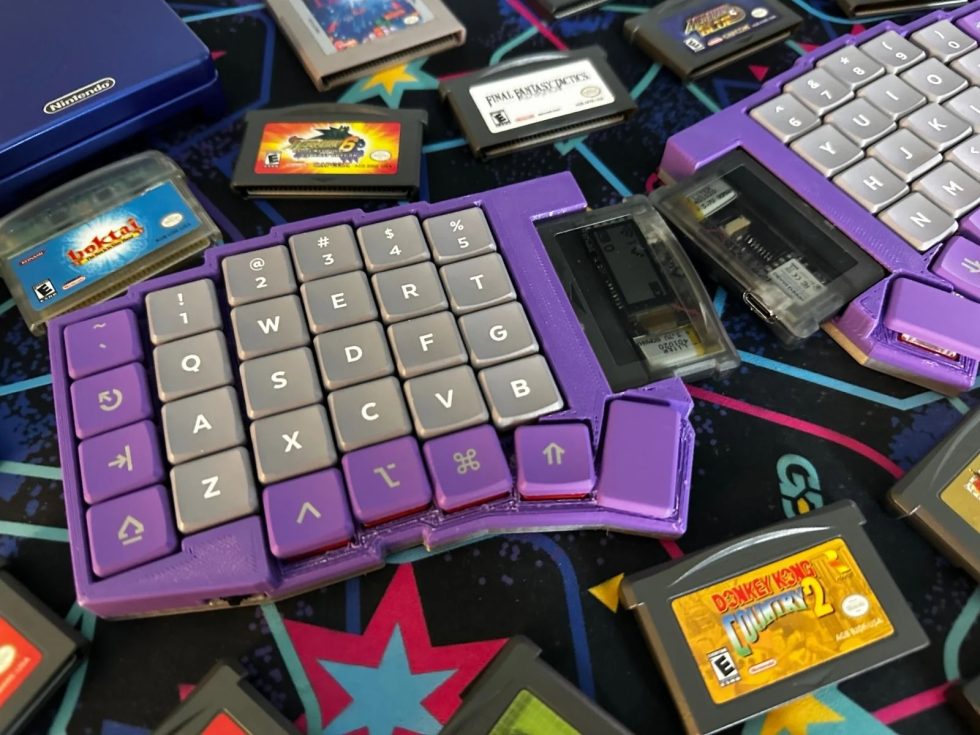 The mechanical keyboard that runs on Game Boy cartridge shells - Ars ...