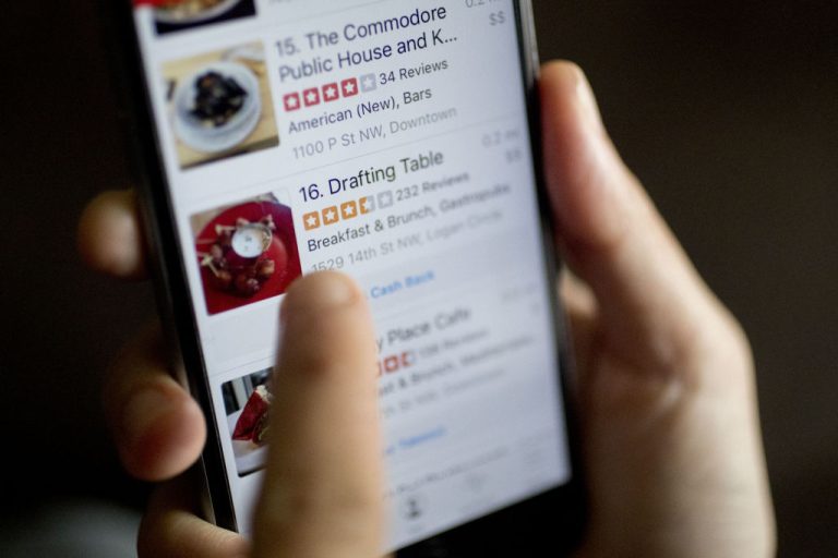 Yelp names and shames businesses paying for 5-star reviews - Ars Technica