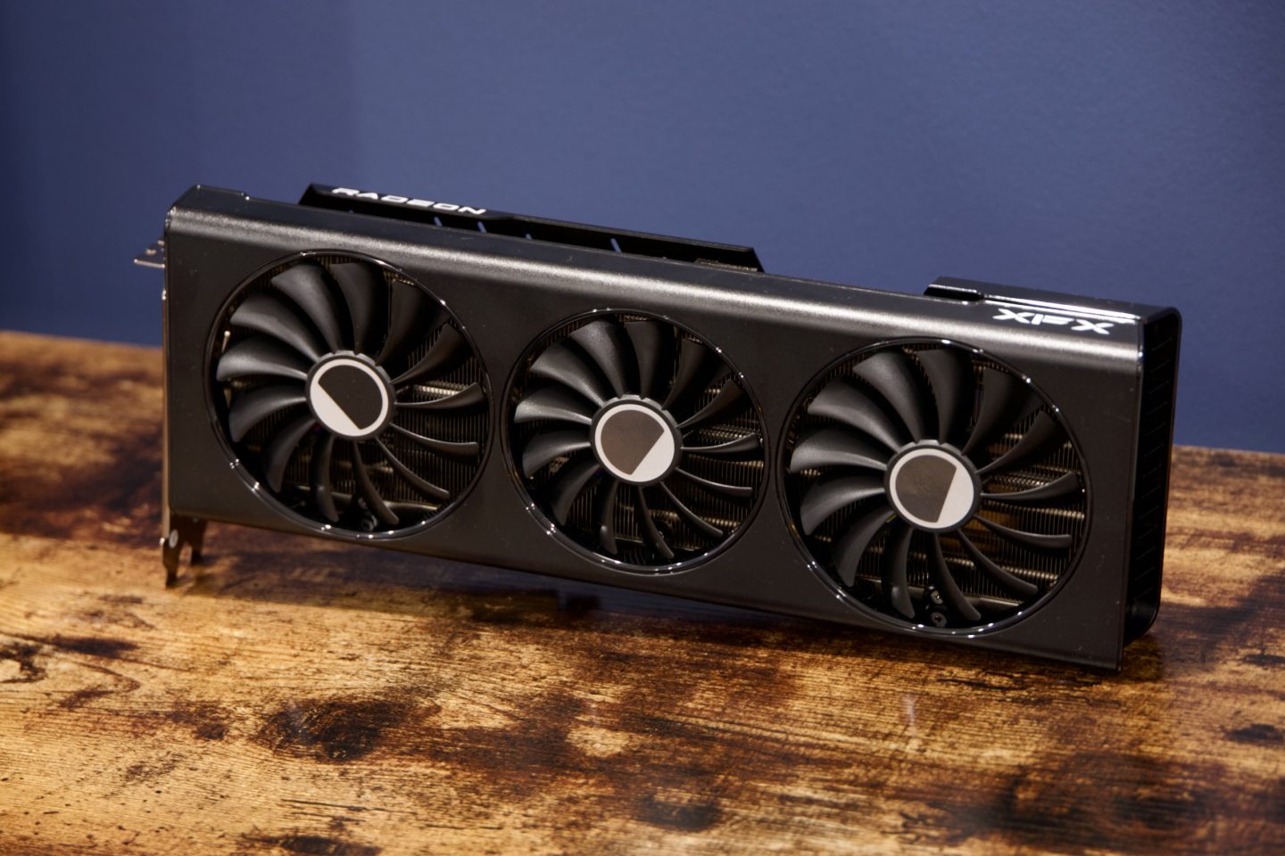 Review: AMD’s Radeon RX 7700 XT and 7800 XT are almost great - Ars Technica