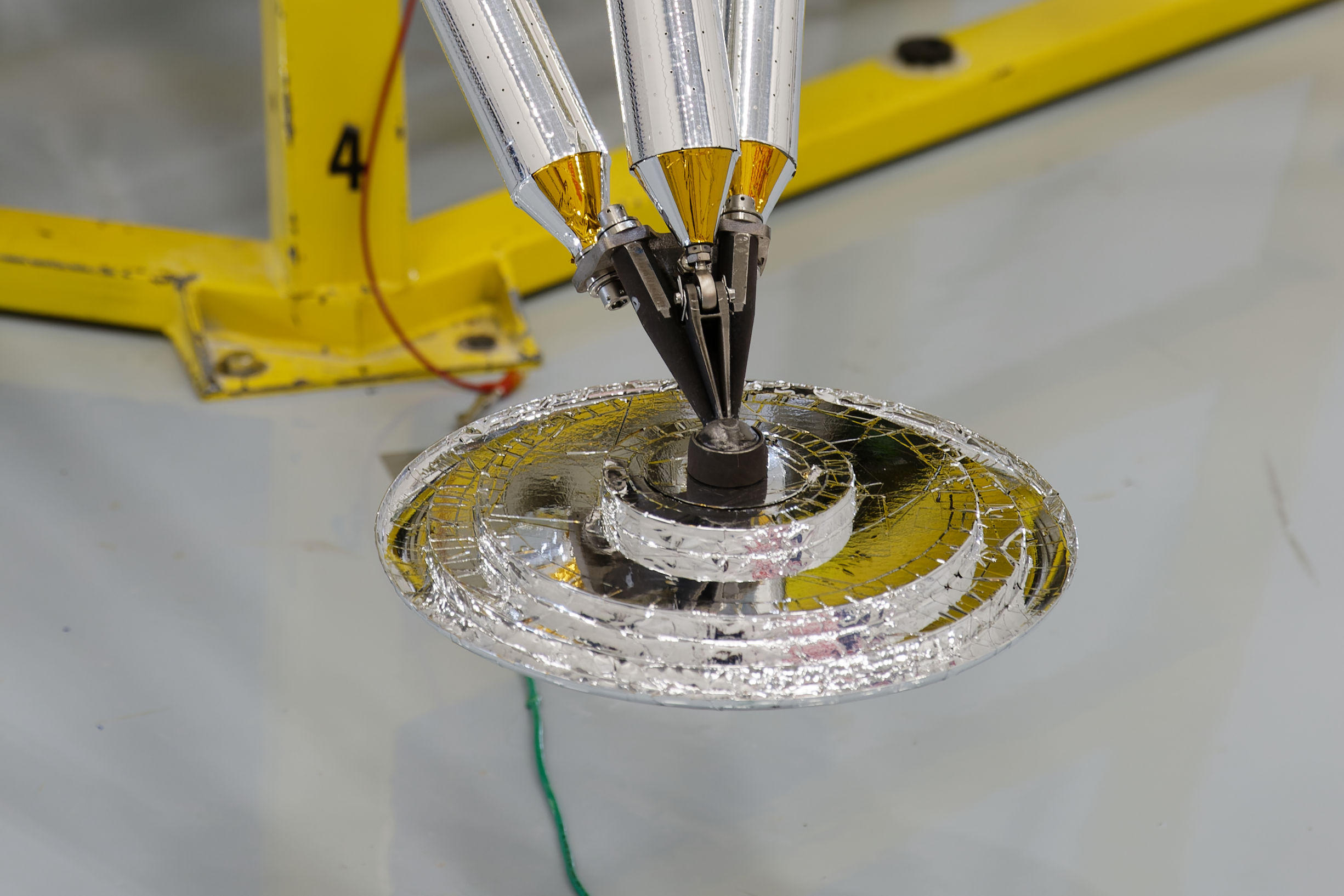 Ars takes a close-up look at the first US lunar lander in half a ...