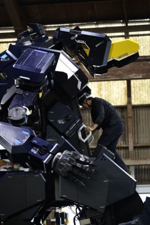 Archax is a $2.7 million pilotable robot for the ultra-wealthy - Ars ...