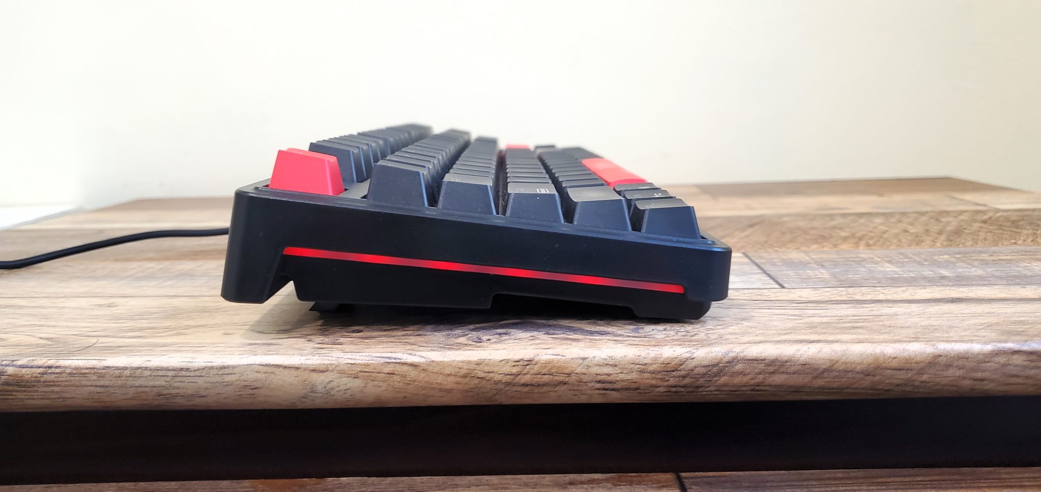 I used a $28 mechanical keyboard for a month—maybe you should, too ...