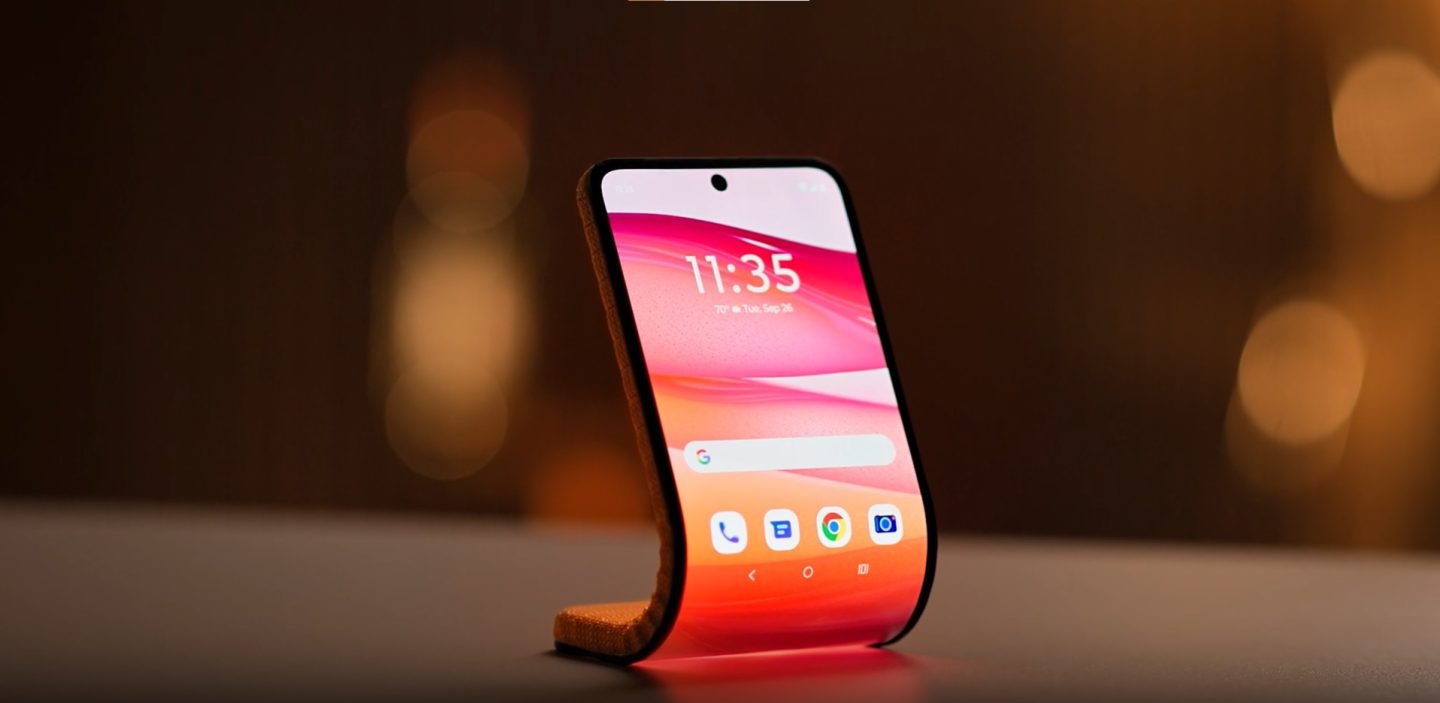Motorola demos smartphone that can wrap around your wrist (again) - Ars ...