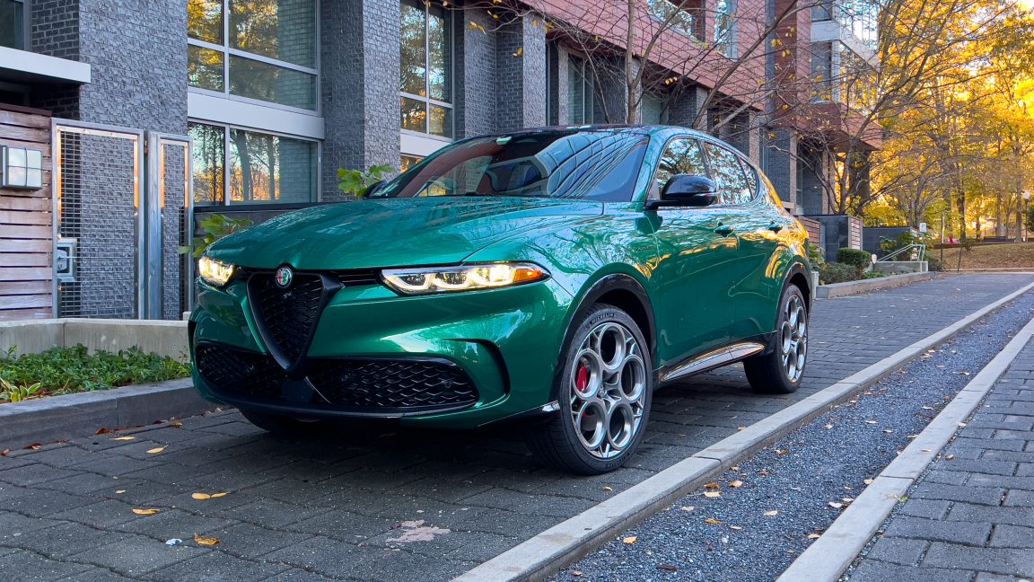 The 2024 Alfa Romeo Tonale is a confoundingly charming plug-in hybrid ...