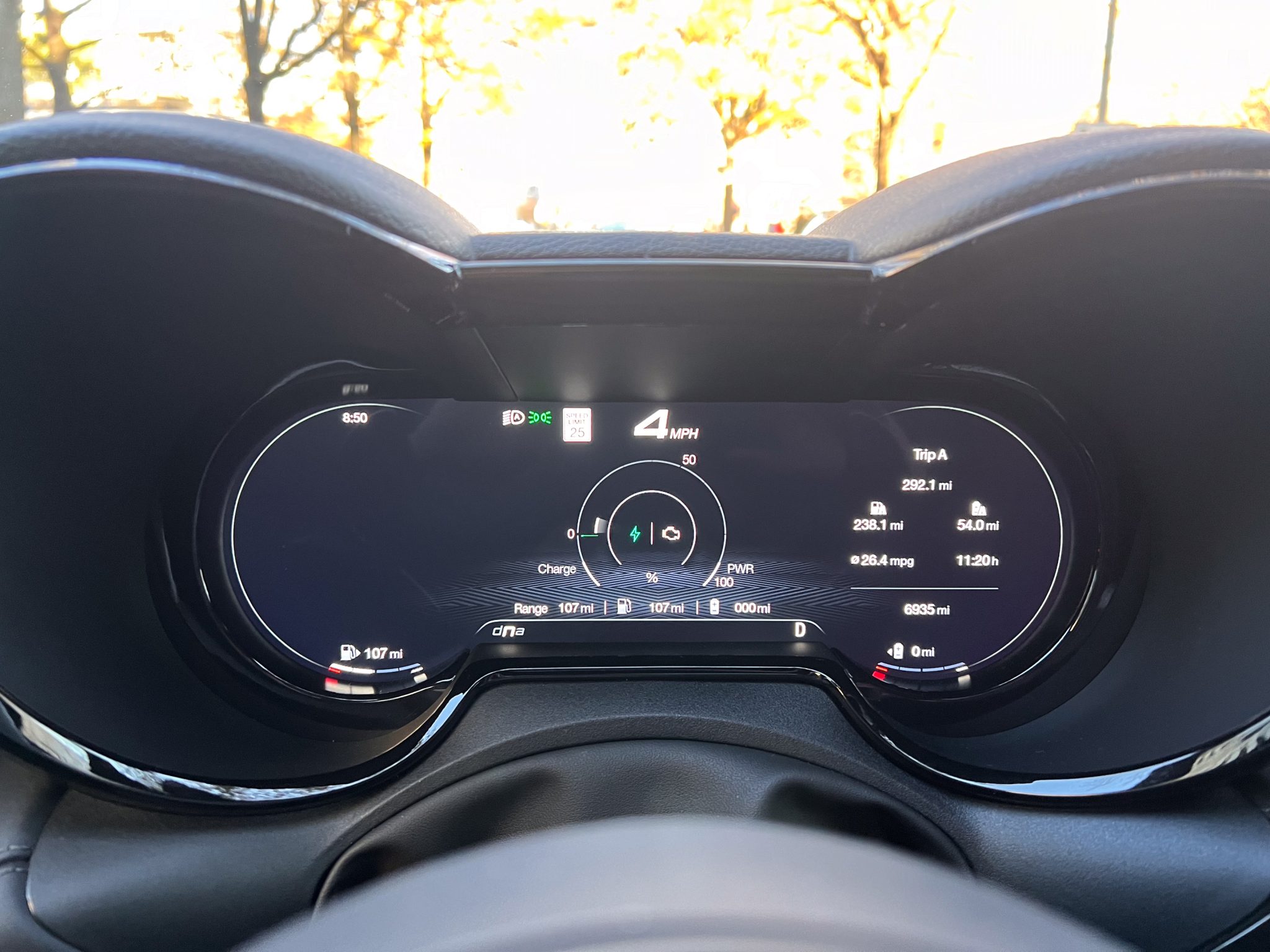 The 2024 Alfa Romeo Tonale is a confoundingly charming plug-in hybrid ...