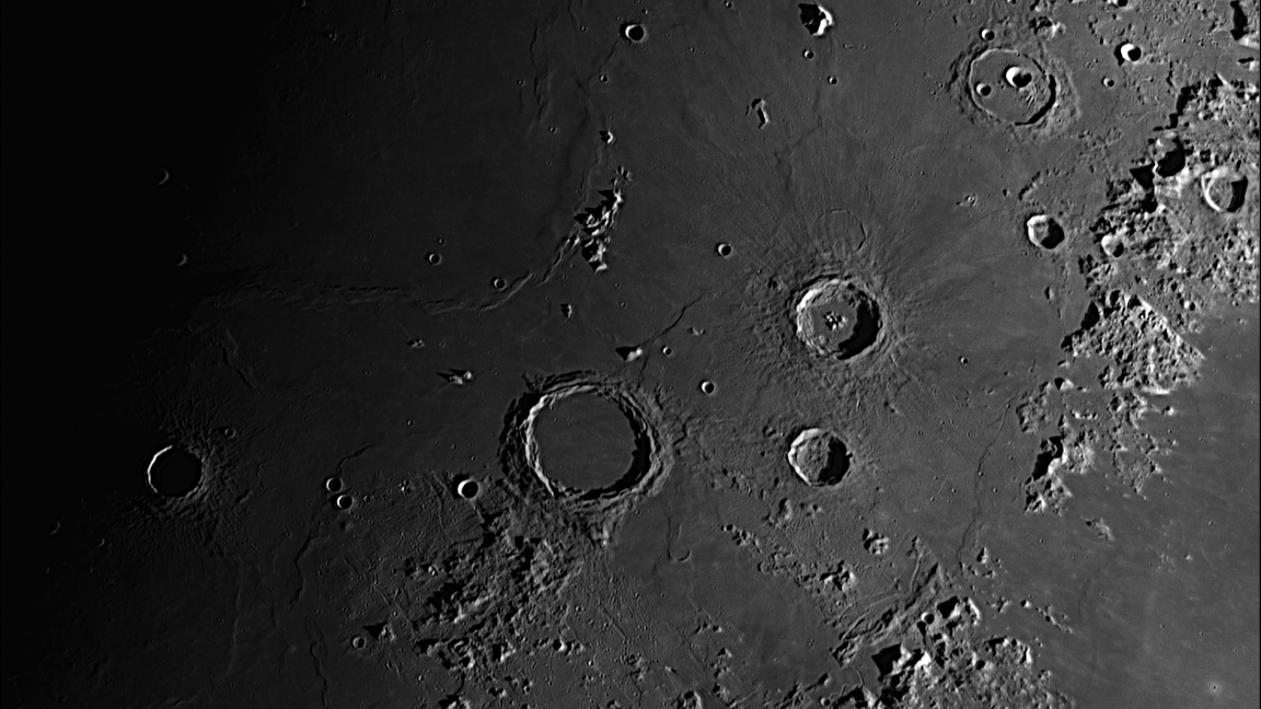 Daily Telescope: Imaging a nearly 4-billion-year-old region on the Moon ...