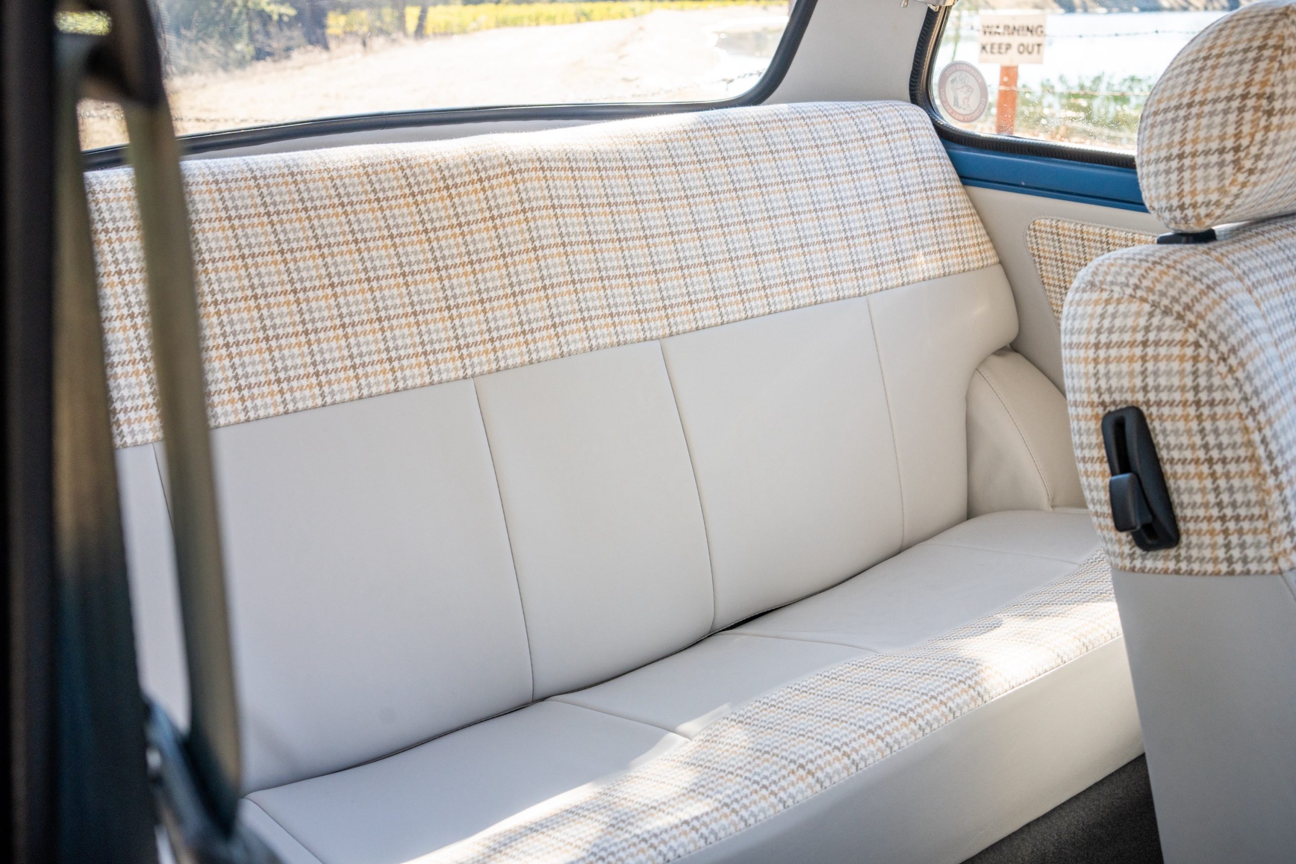 Massive power makes this electric restomod Mini Cooper a handful - Ars ...