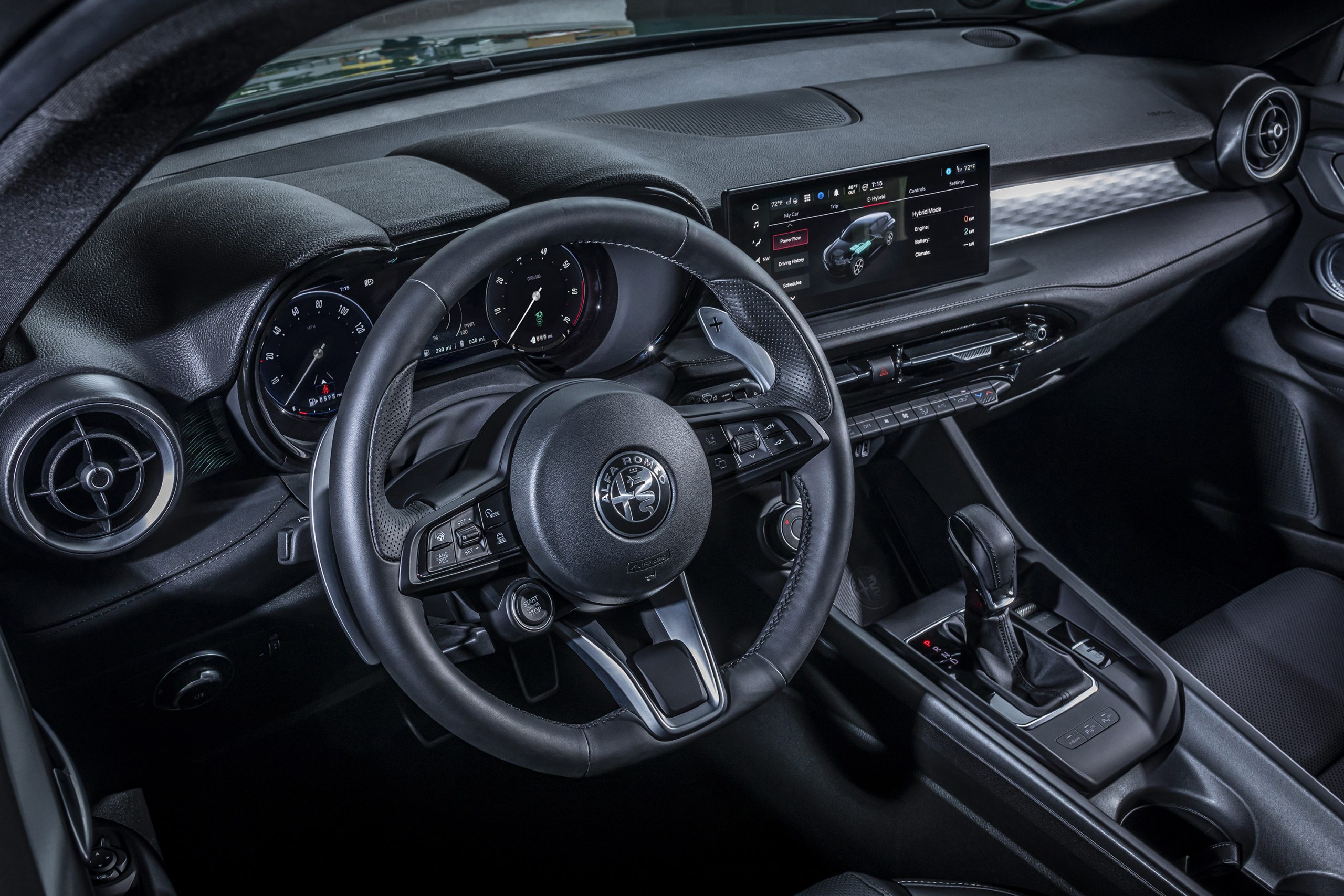 The 2024 Alfa Romeo Tonale is a confoundingly charming plug-in hybrid - Ars Technica