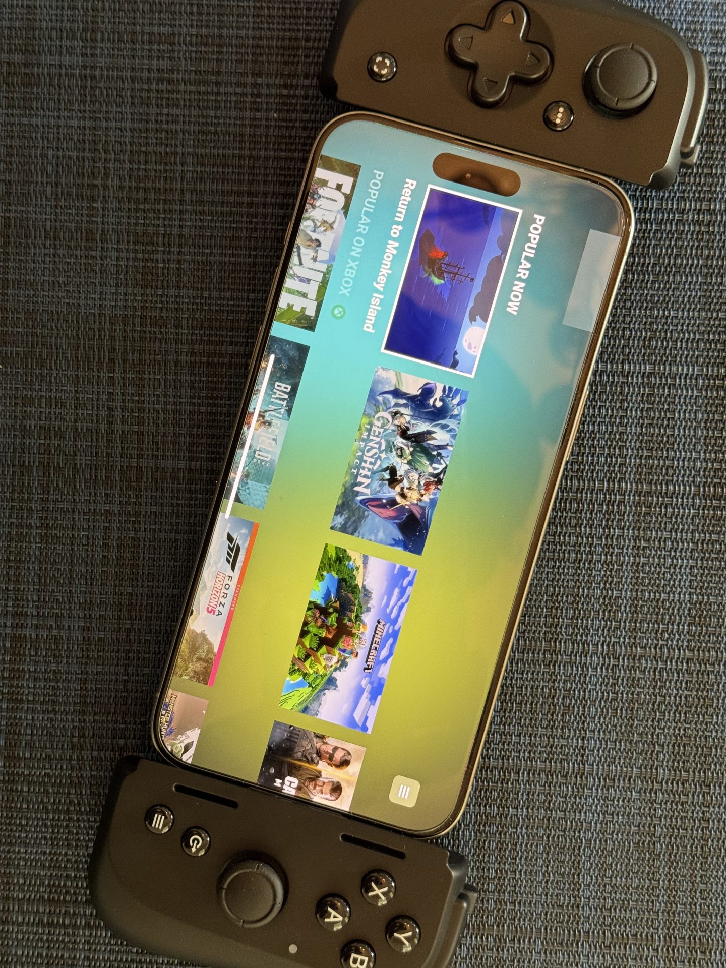 Guidemaster: Game controllers to turn your smartphone into a mobile ...